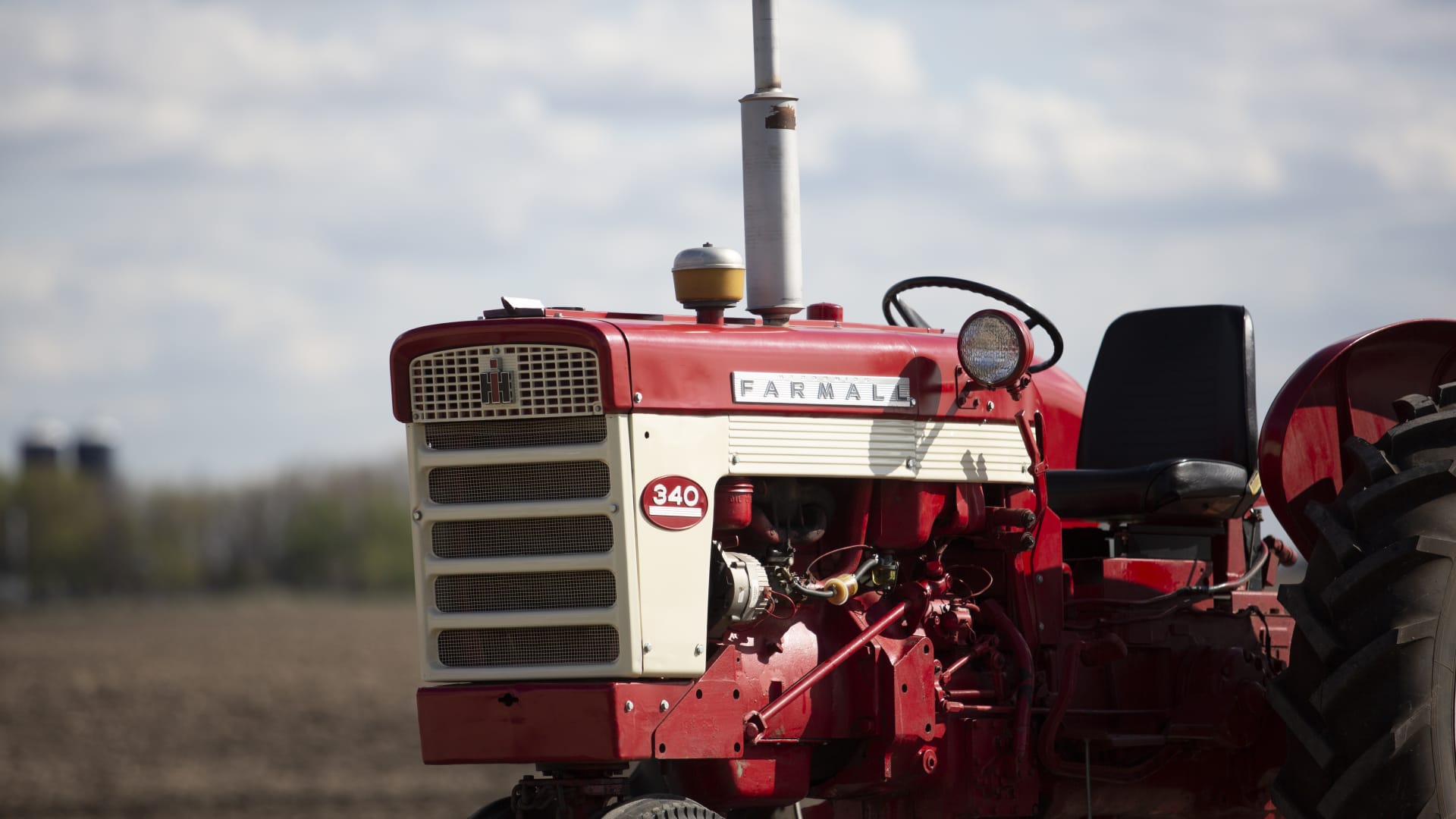 1958 International Harvester 340 at Gone Farmin' Fall Premier 2021 as ...