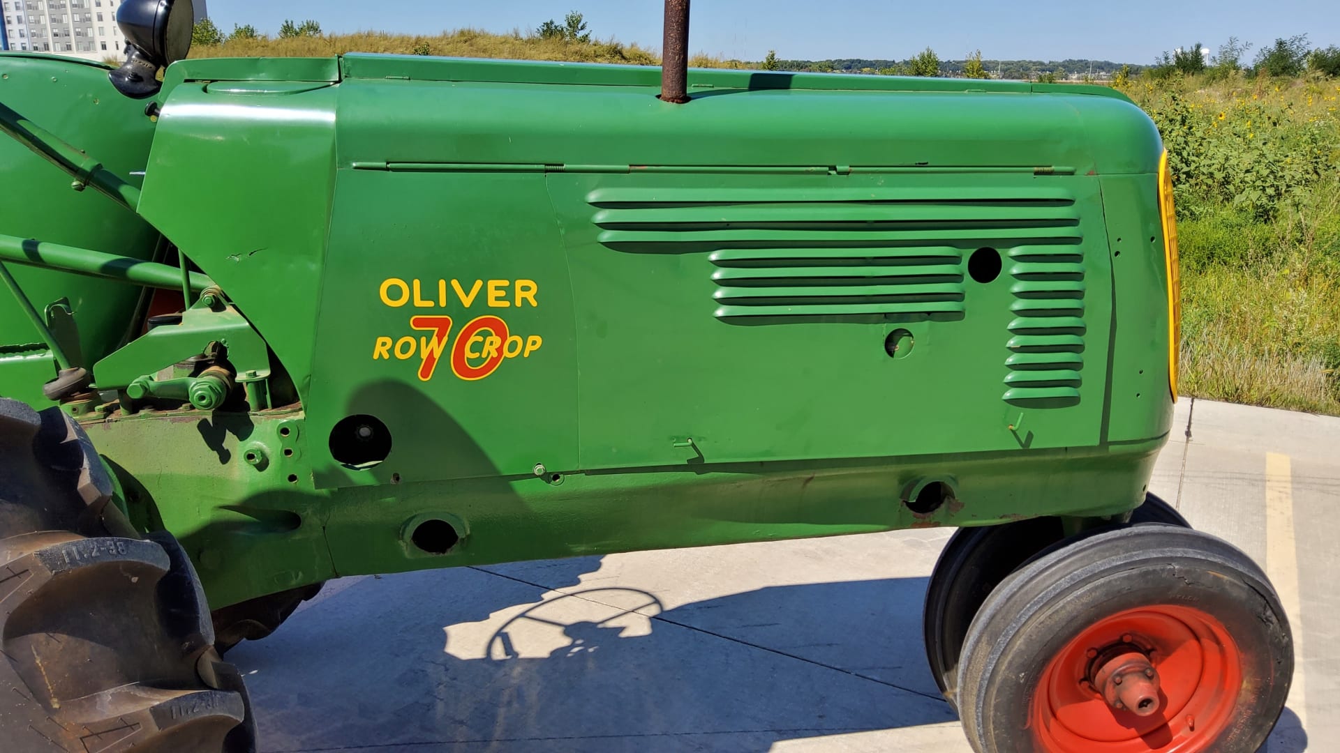 1945 Oliver 70 at Gone Farmin' Fall Premier 2022 as S187 - Mecum Auctions