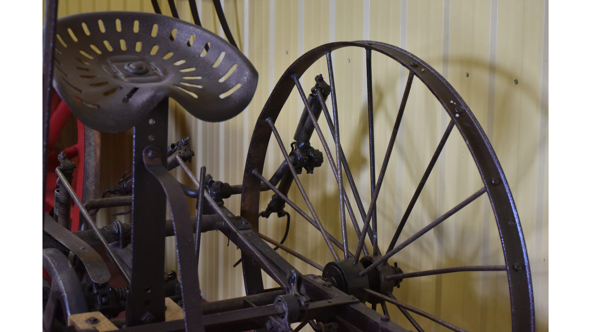 Horse Drawn Hay Tedder at The Henry (Bud) Reifsneider Estate Collection ...