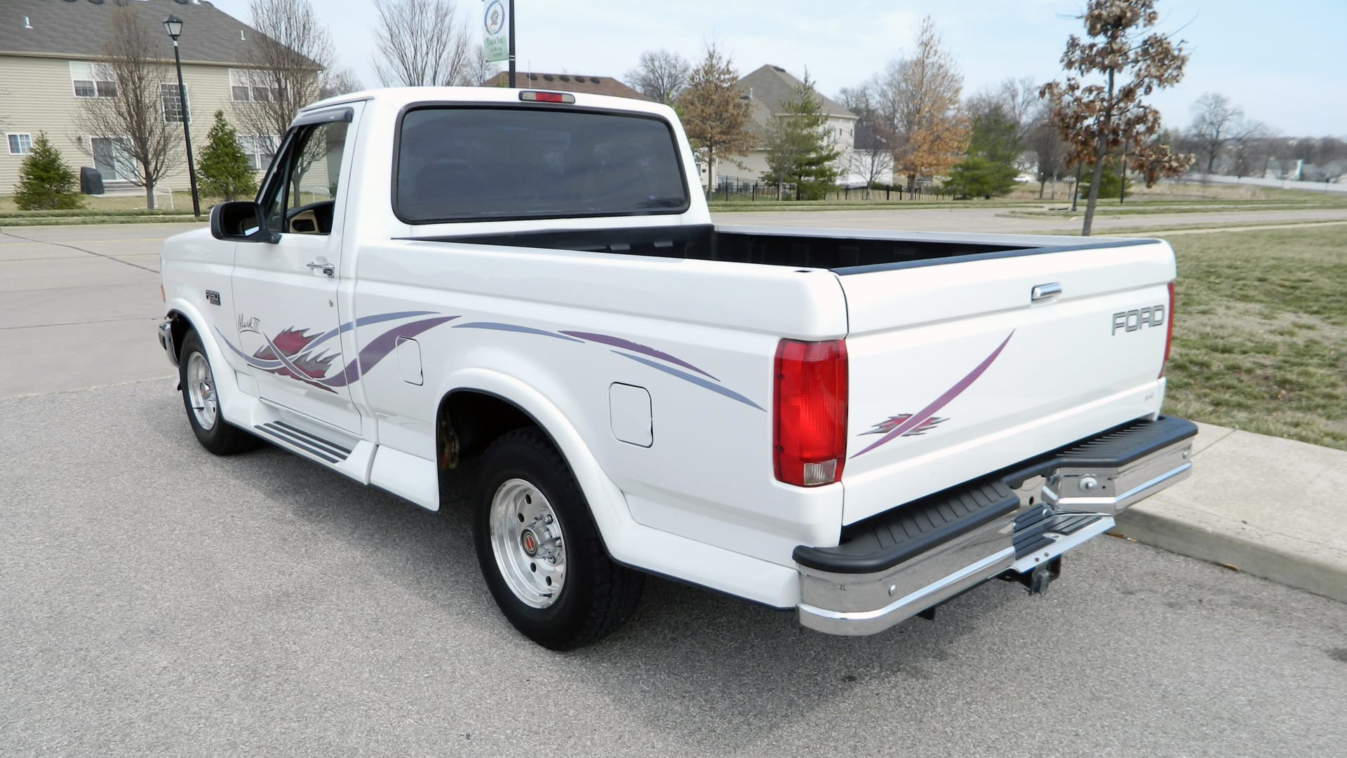 1995 Ford F150 Pickup at Houston 2015 as T64 - Mecum Auctions