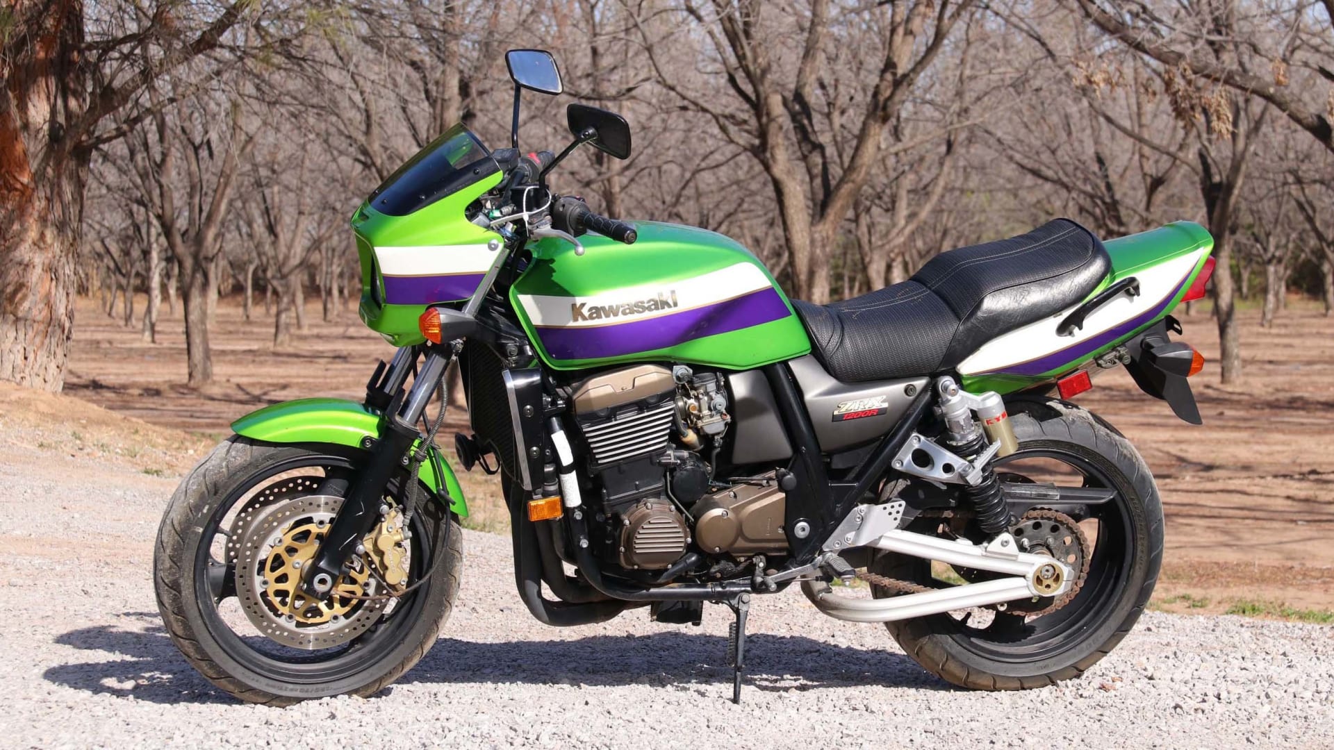 2001 Kawasaki ZRX1200R at Houston 2019 as T210 - Mecum Auctions