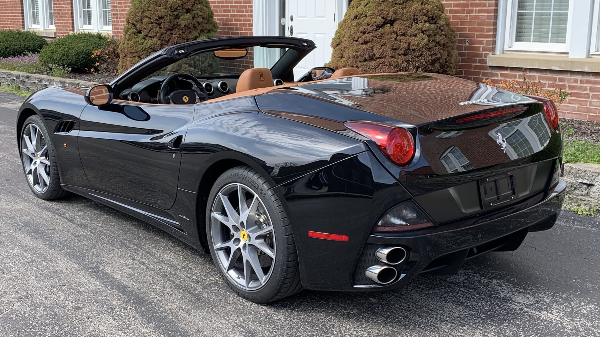2010 Ferrari California at Houston 2021 as S102.1 - Mecum Auctions
