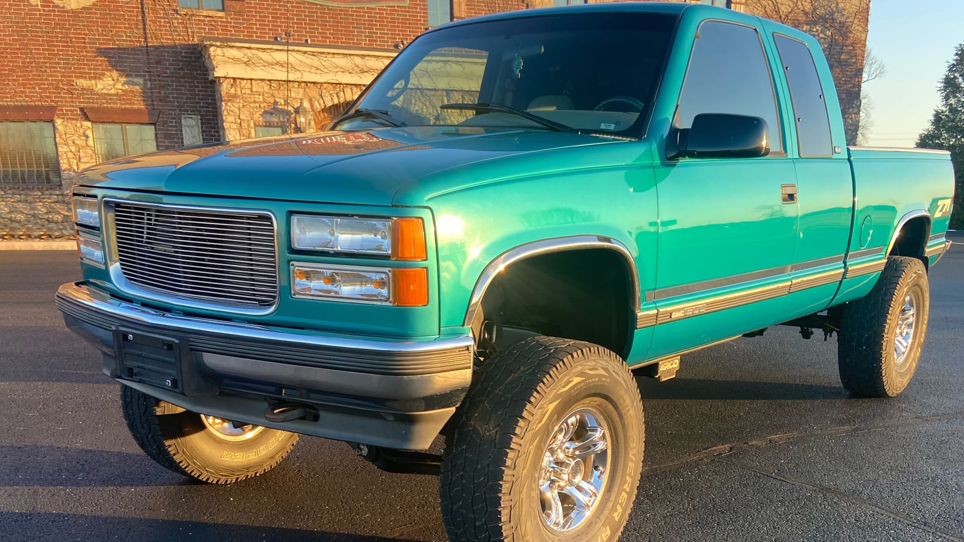 1996 GMC Sierra Z71 Pickup at Houston 2022 as T274 - Mecum Auctions