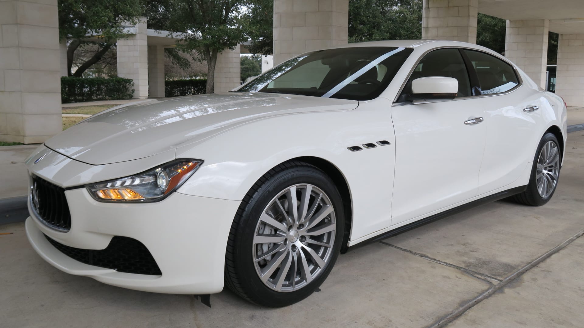 2016 Maserati Ghibli at Houston 2022 as S255 - Mecum Auctions