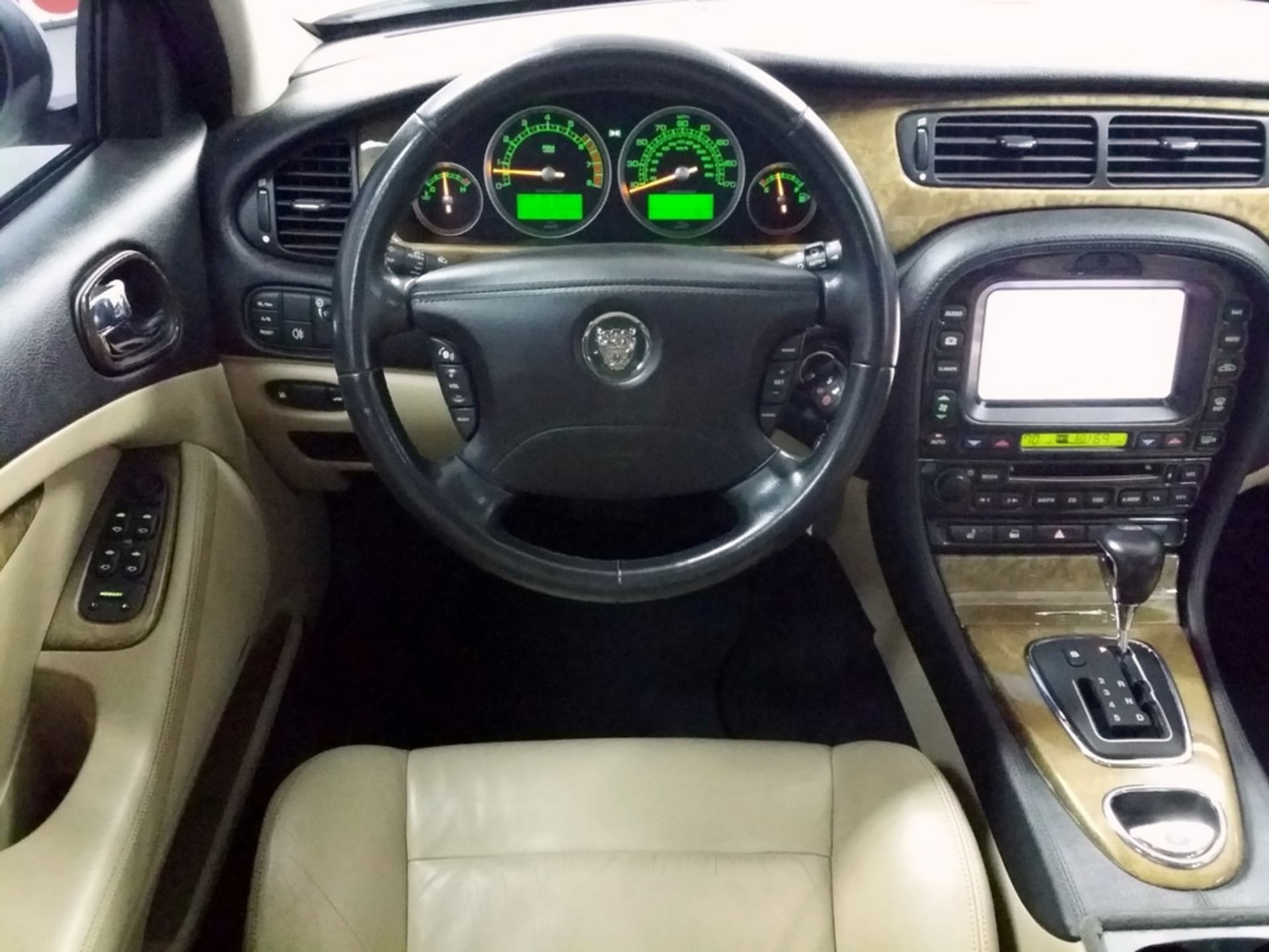 2005 Jaguar S-Type R at Kansas City 2014 as T96 - Mecum Auctions