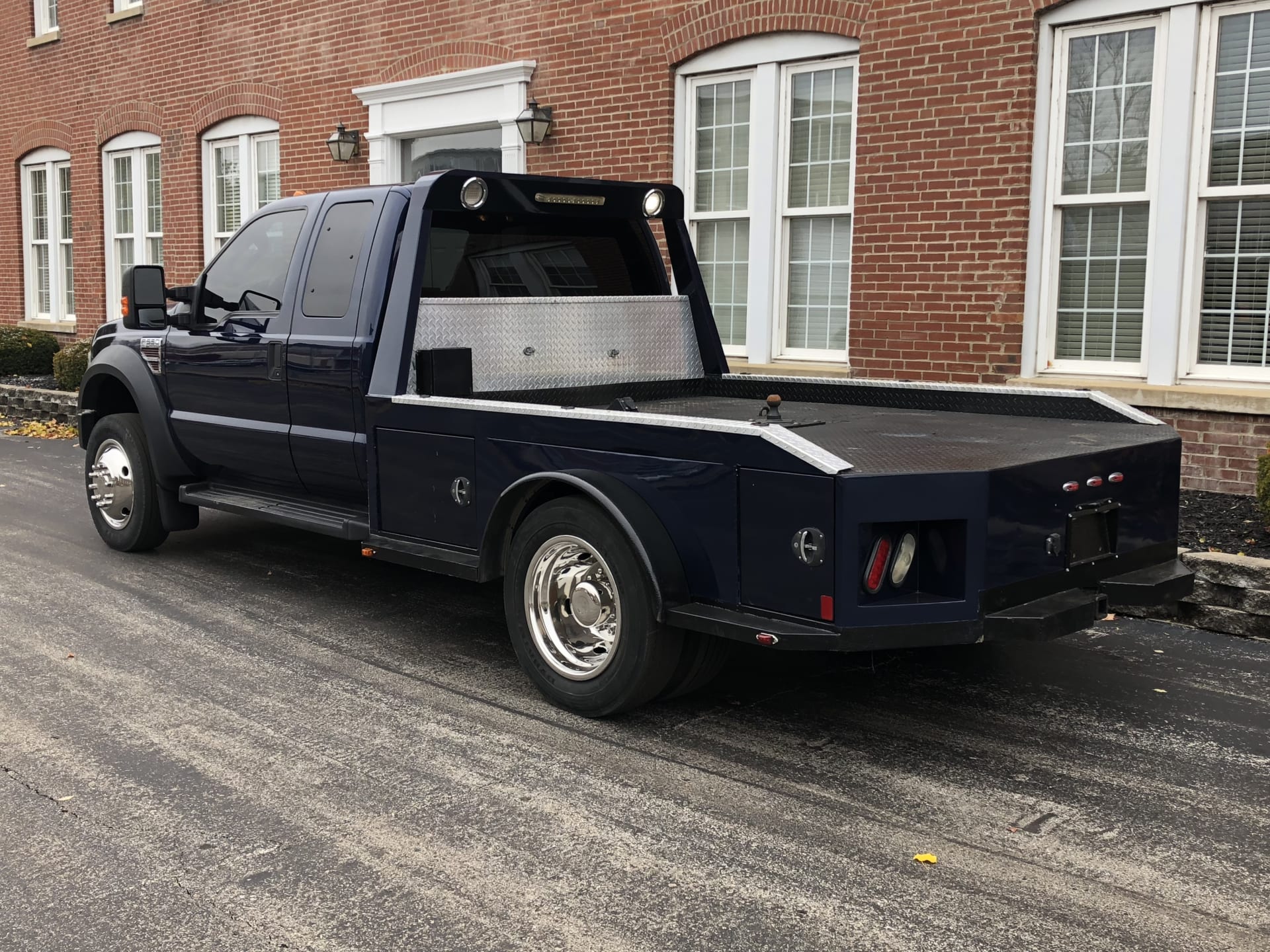 2010 Ford F550 Custom Hauler at Kansas City December 2018 as T88.1 ...