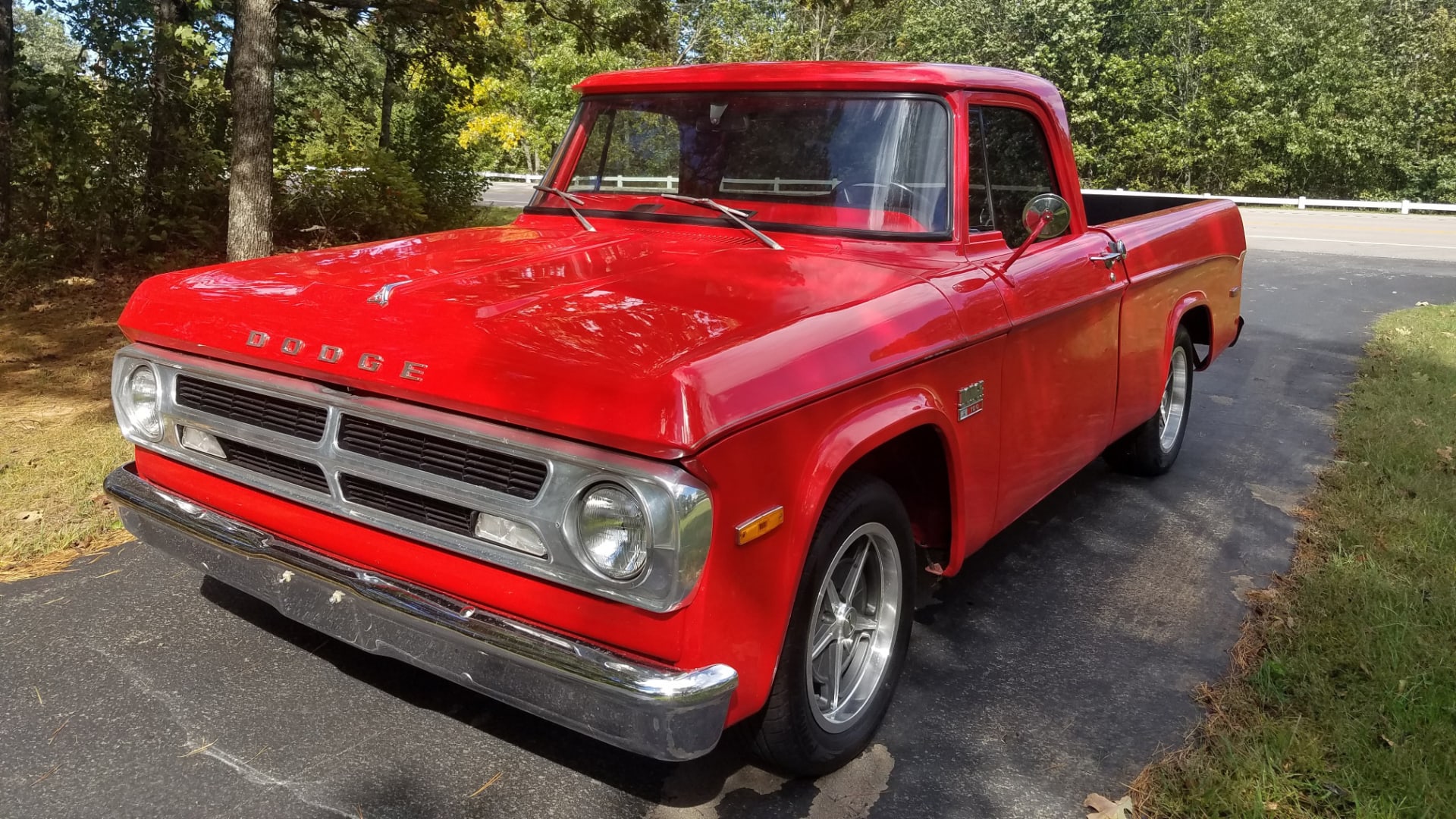 1970 Dodge D100 Pickup at Kansas City 2021 as F72 - Mecum Auctions