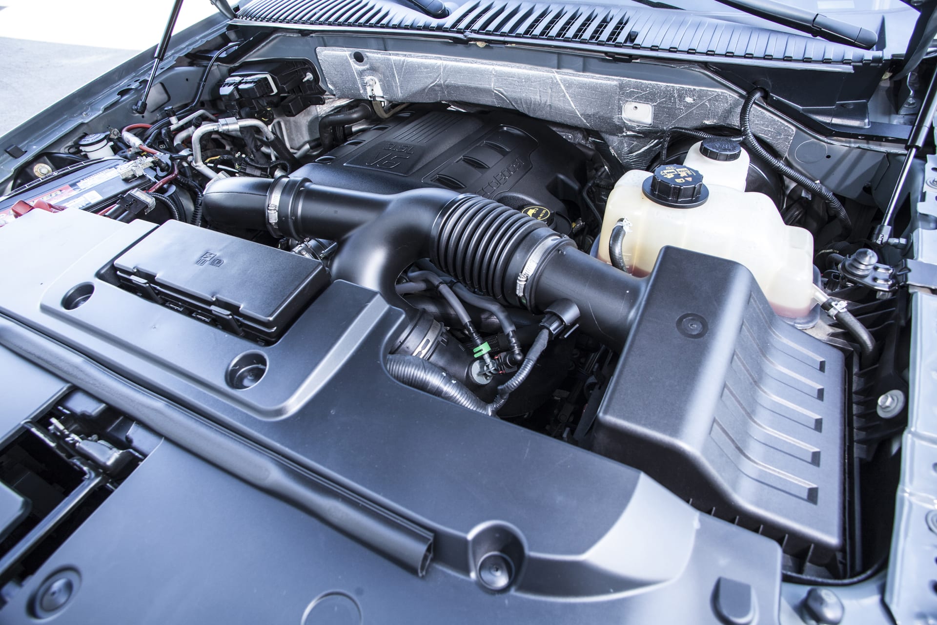 2015 Ford Expedition at Las Vegas 2017 as F187 - Mecum Auctions