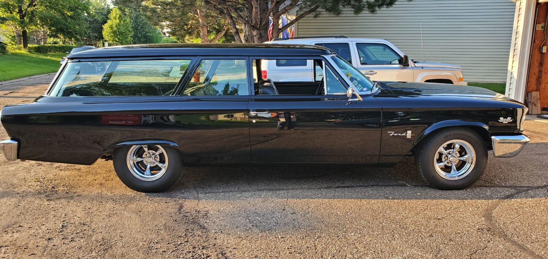 1963 Ford Custom Wagon at Las Vegas 2019 as F266 - Mecum Auctions