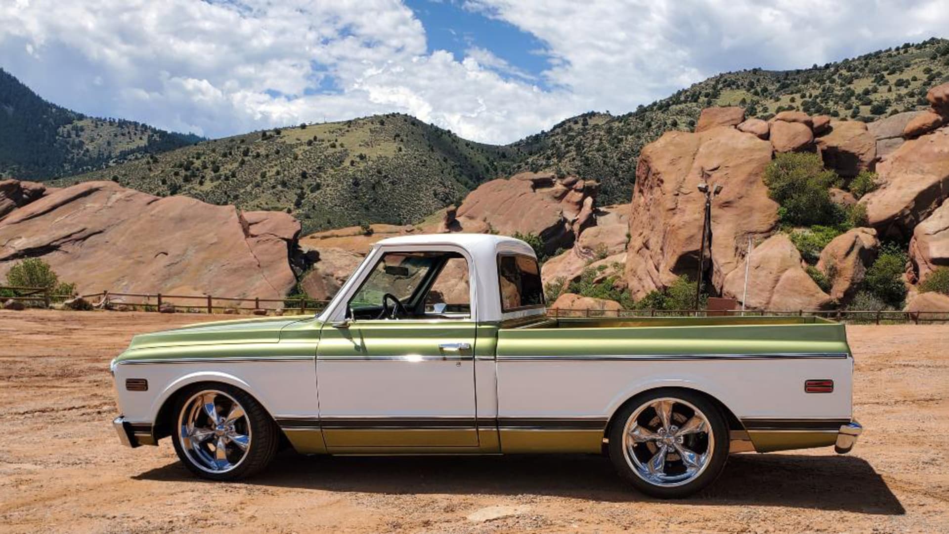 1972 Chevrolet C10 Custom Pickup at Las Vegas 2022 as S112 - Mecum Auctions
