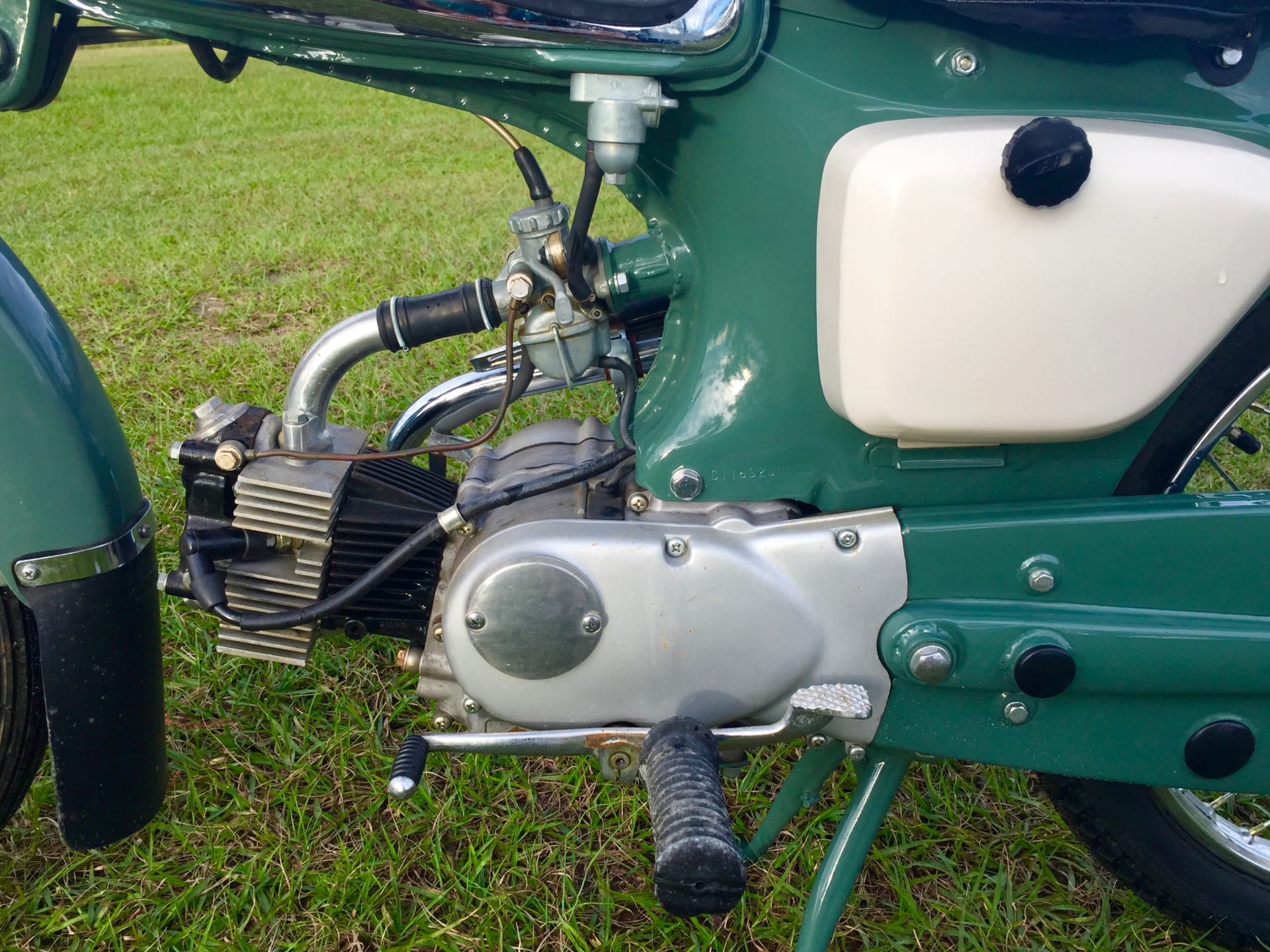 1962 Honda C115 at Las Vegas Motorcycles 2016 as S28 - Mecum Auctions
