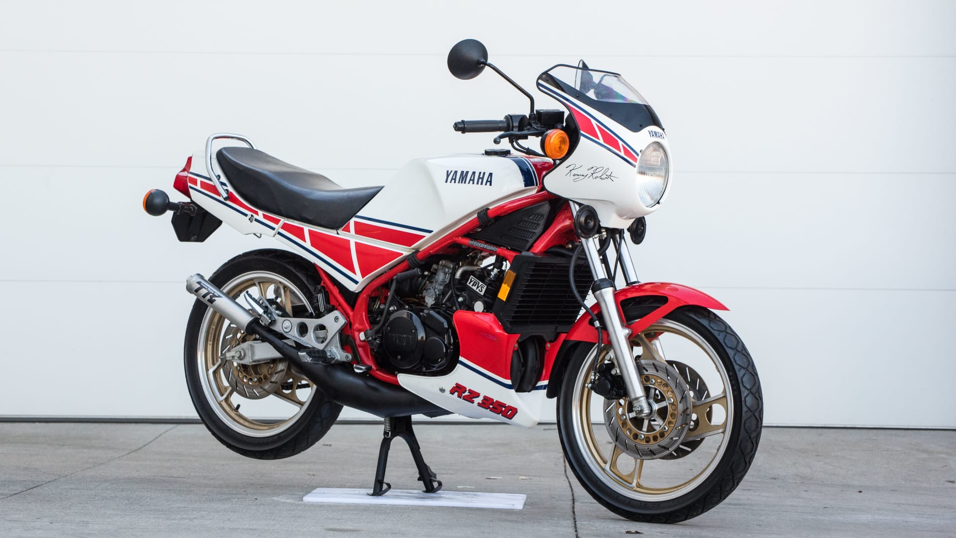 1985 Yamaha RZ350 at Las Vegas Motorcycles 2017 as S246 - Mecum Auctions