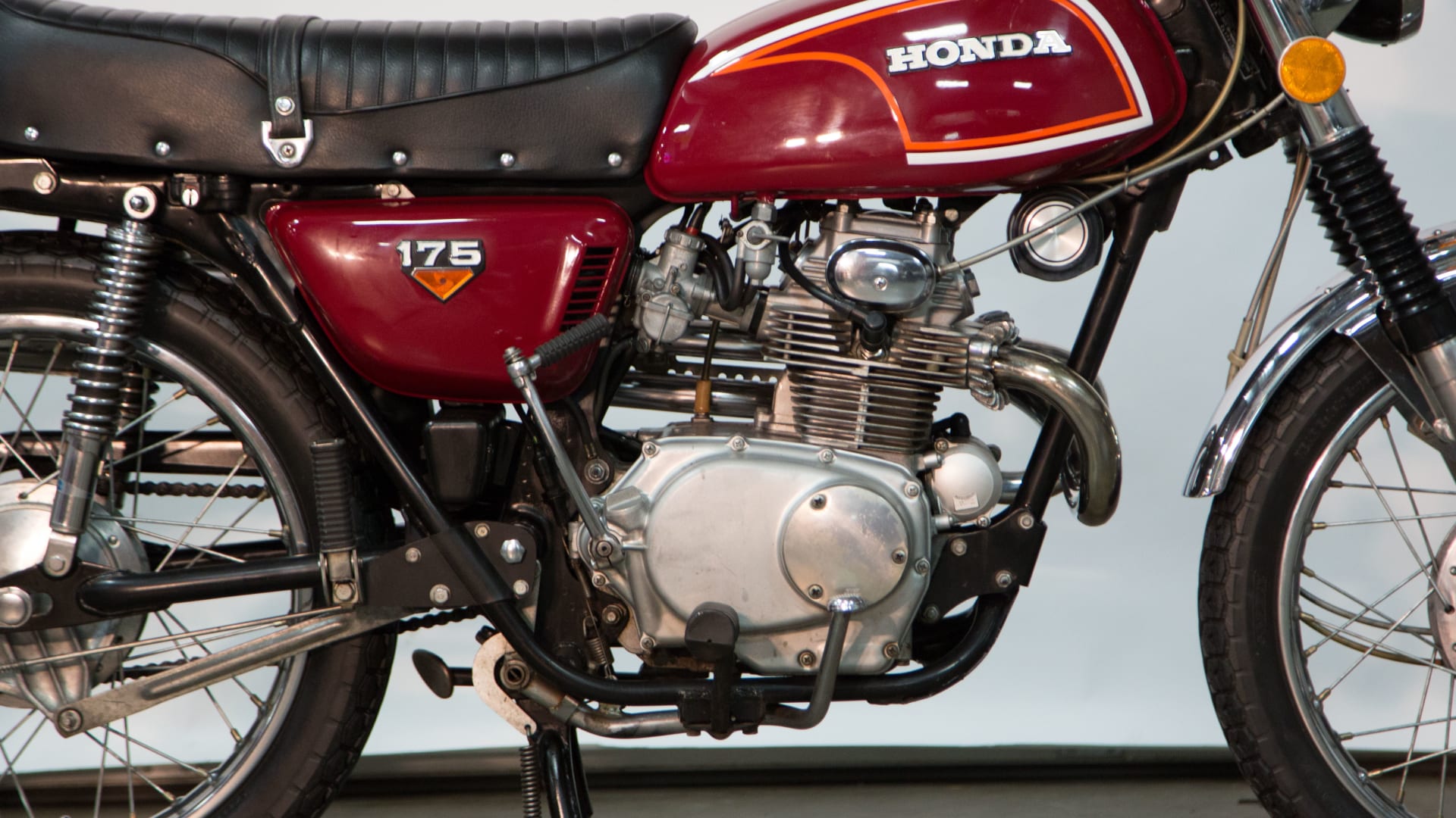 1972 Honda CL175 at Las Vegas Motorcycles 2018 as G109 - Mecum Auctions