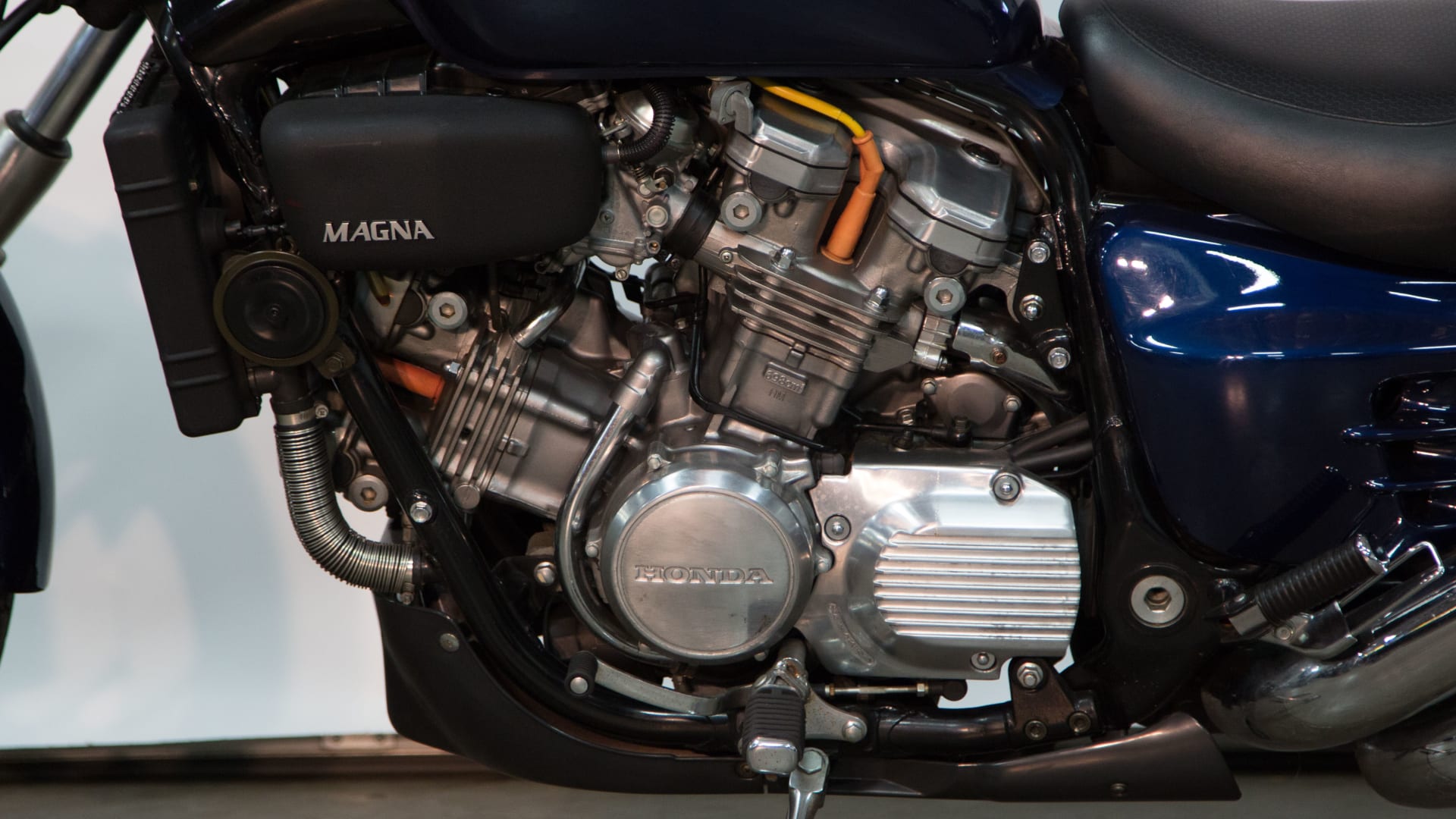 1987 Honda Magna VF700 at Las Vegas Motorcycles 2018 as W185 - Mecum ...