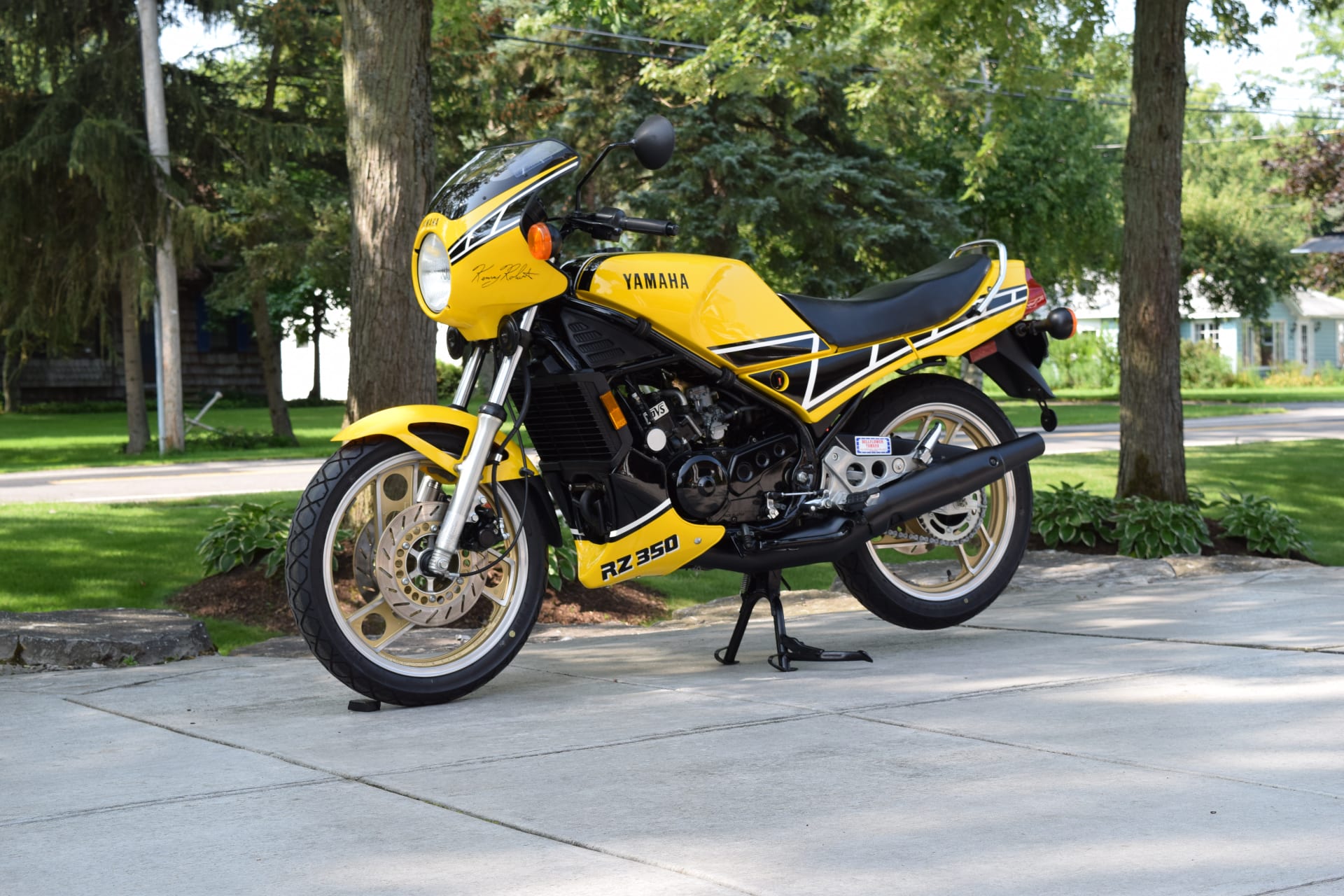 1985 Yamaha RZ350 at Las Vegas Motorcycles 2018 as F34 - Mecum Auctions