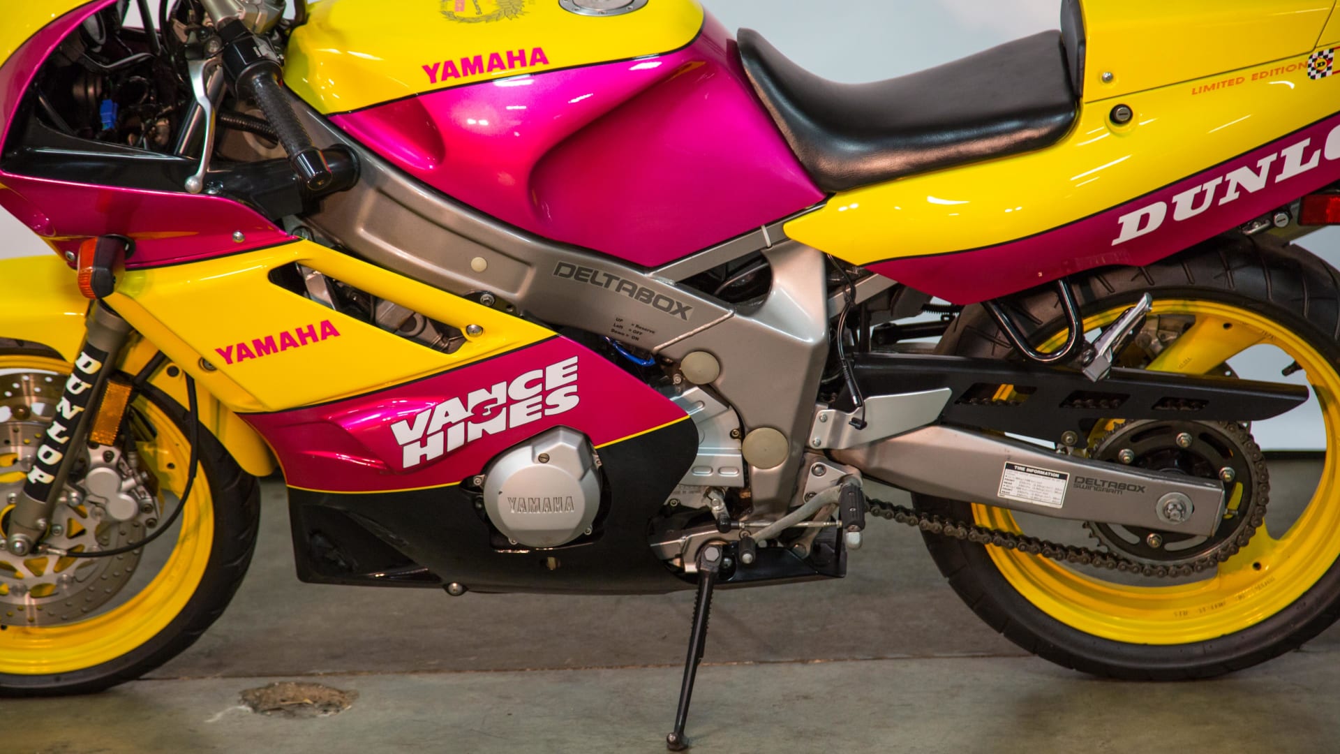 1992 Yamaha FZR600R Vance & Hines at Las Vegas Motorcycles 2018 as W192 ...