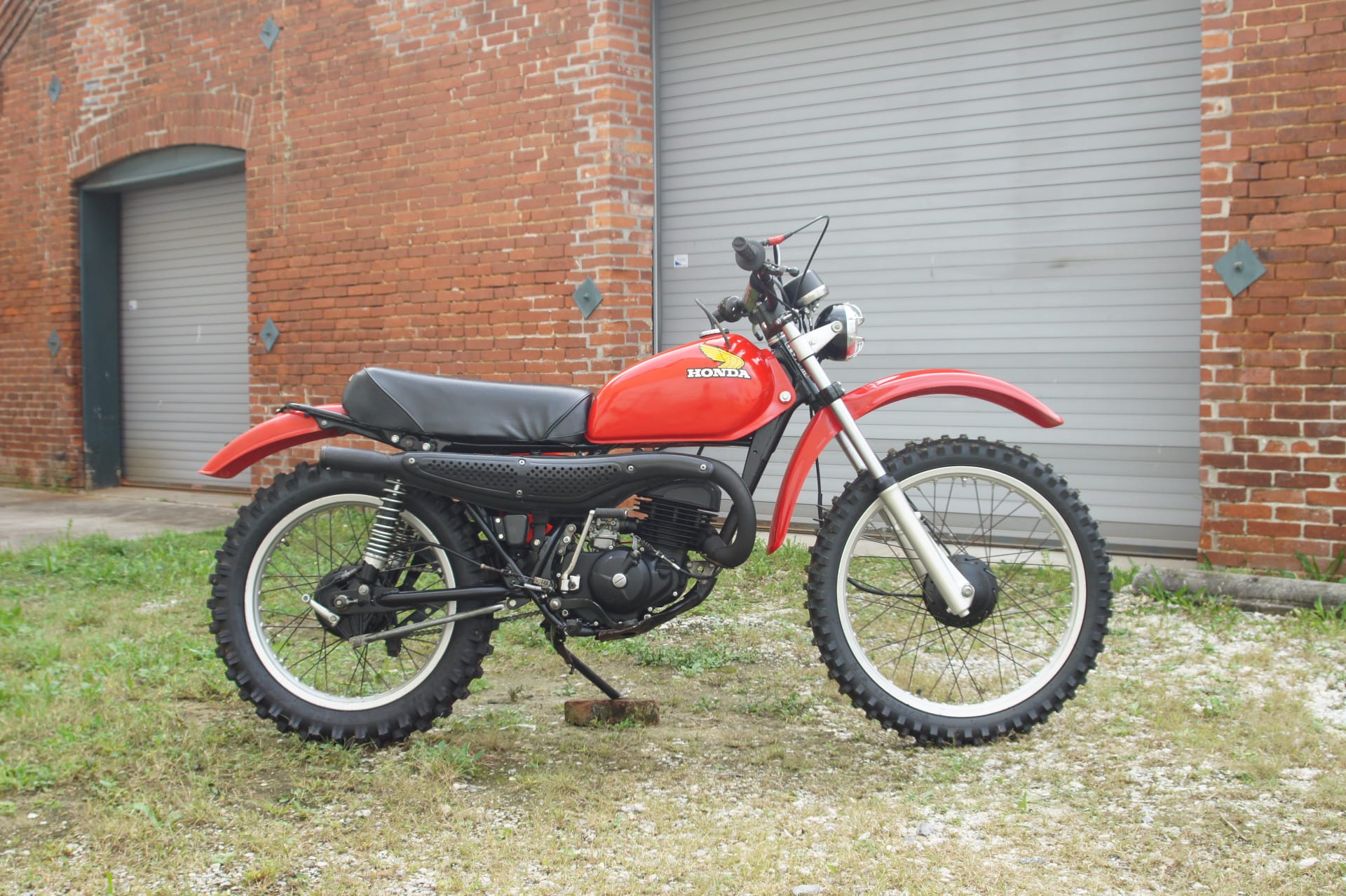 1977 Honda MR175 at Las Vegas Motorcycles 2019 as W88 - Mecum Auctions