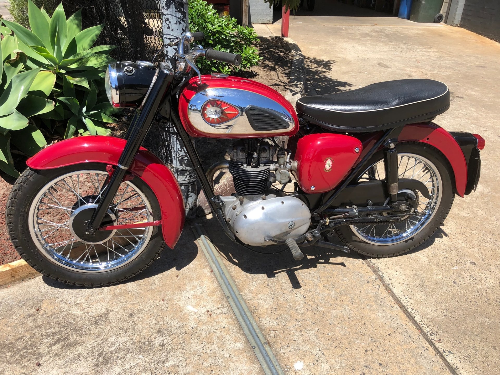 1959 BSA C15 at Las Vegas Motorcycles 2019 as W175 - Mecum Auctions