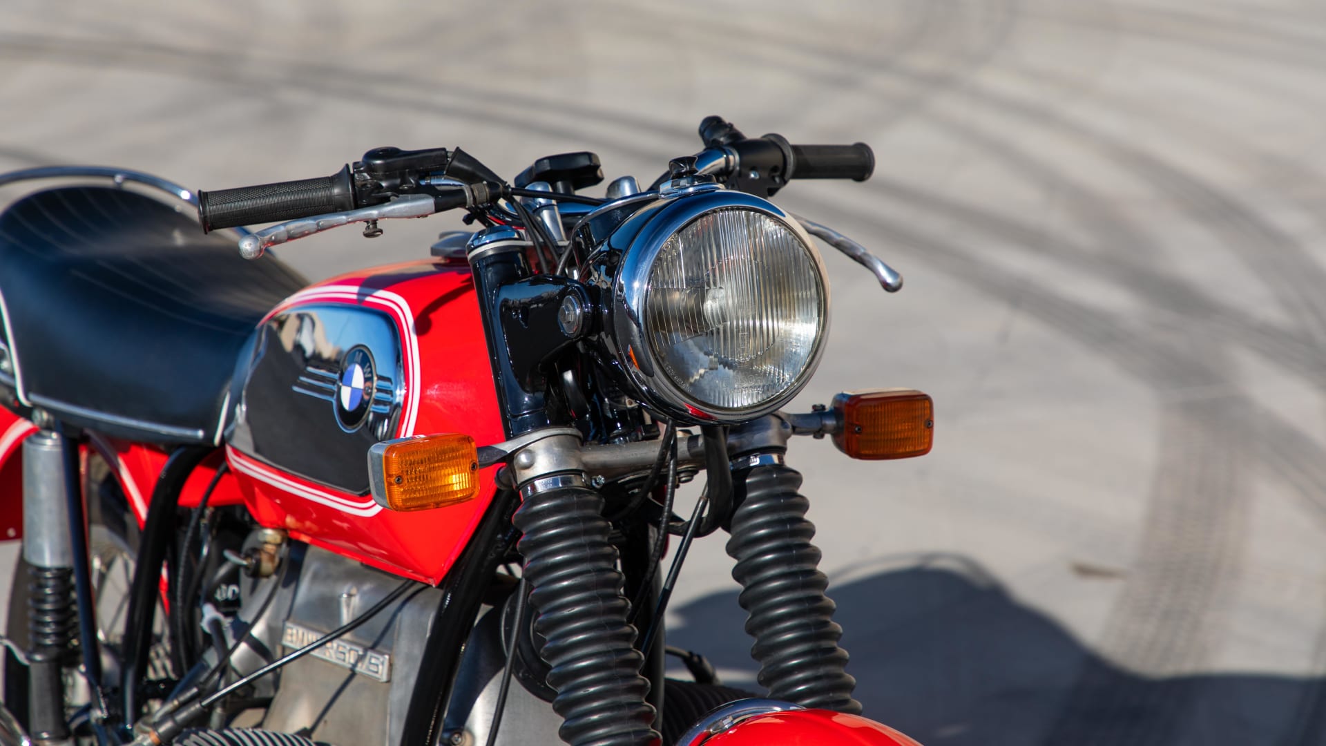 1970 BMW R50/5 at Las Vegas Motorcycles 2019 as T105 - Mecum Auctions