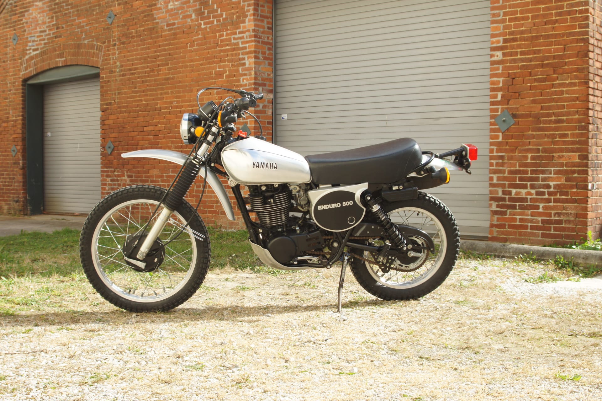 1978 Yamaha XT500 at Las Vegas Motorcycles 2019 as T142 - Mecum Auctions