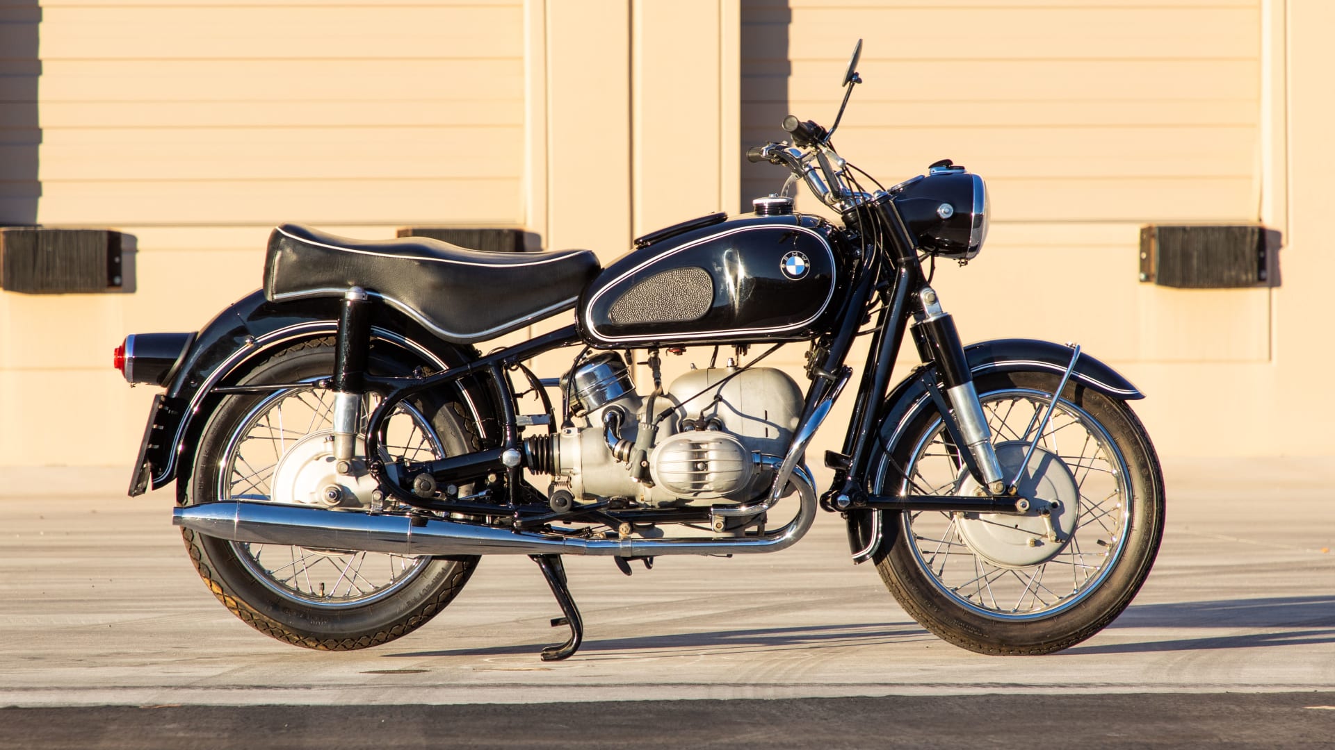 1958 BMW R50/2 at Las Vegas Motorcycles 2019 as T203 - Mecum Auctions