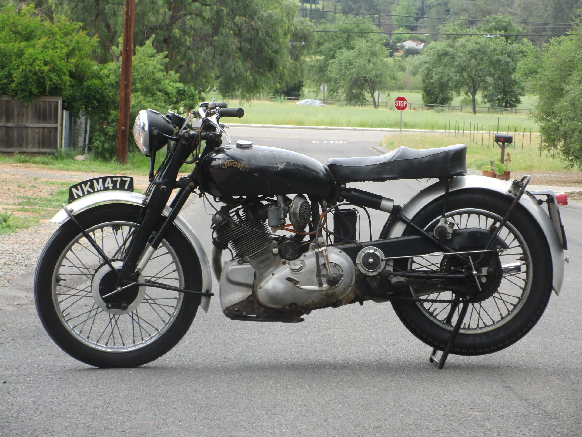 1950 Vincent Comet at Las Vegas Motorcycles 2019 as T262 - Mecum Auctions
