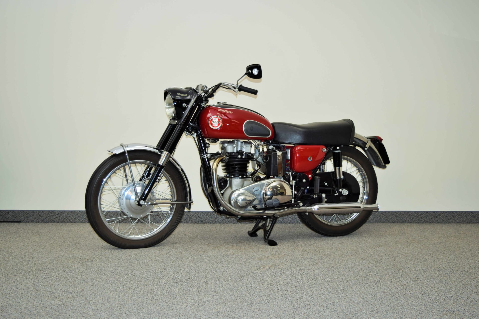 1958 Ariel Cyclone at Las Vegas Motorcycles 2019 as F10 - Mecum Auctions