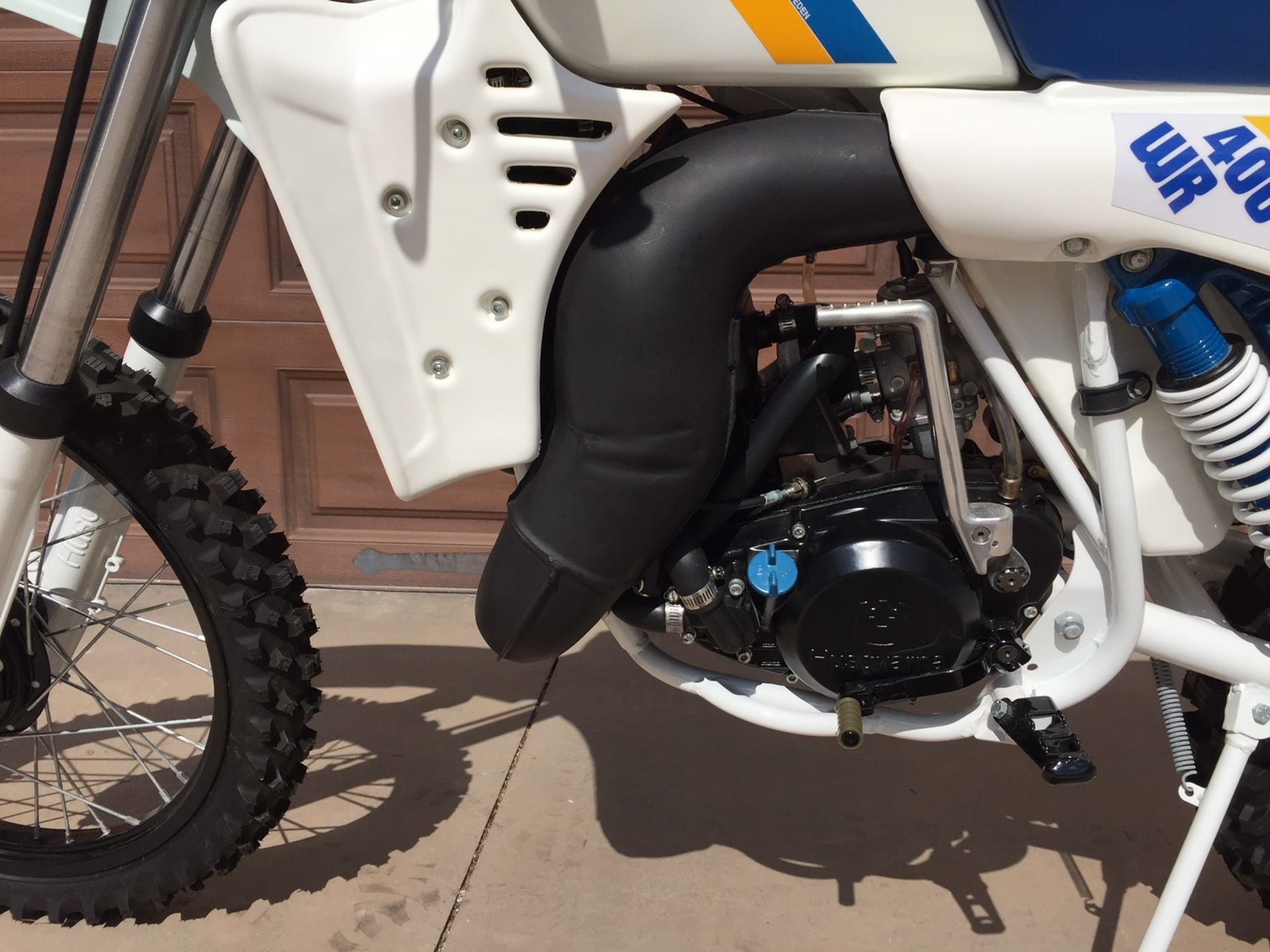 1984 Husqvarna WR400 at Las Vegas Motorcycles 2019 as F40 - Mecum Auctions