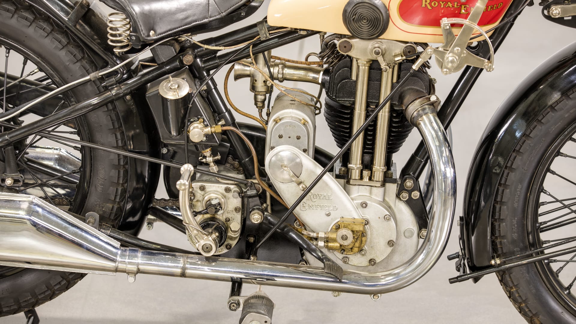 1929 Royal Enfield at Las Vegas Motorcycles 2019 as F52 - Mecum Auctions