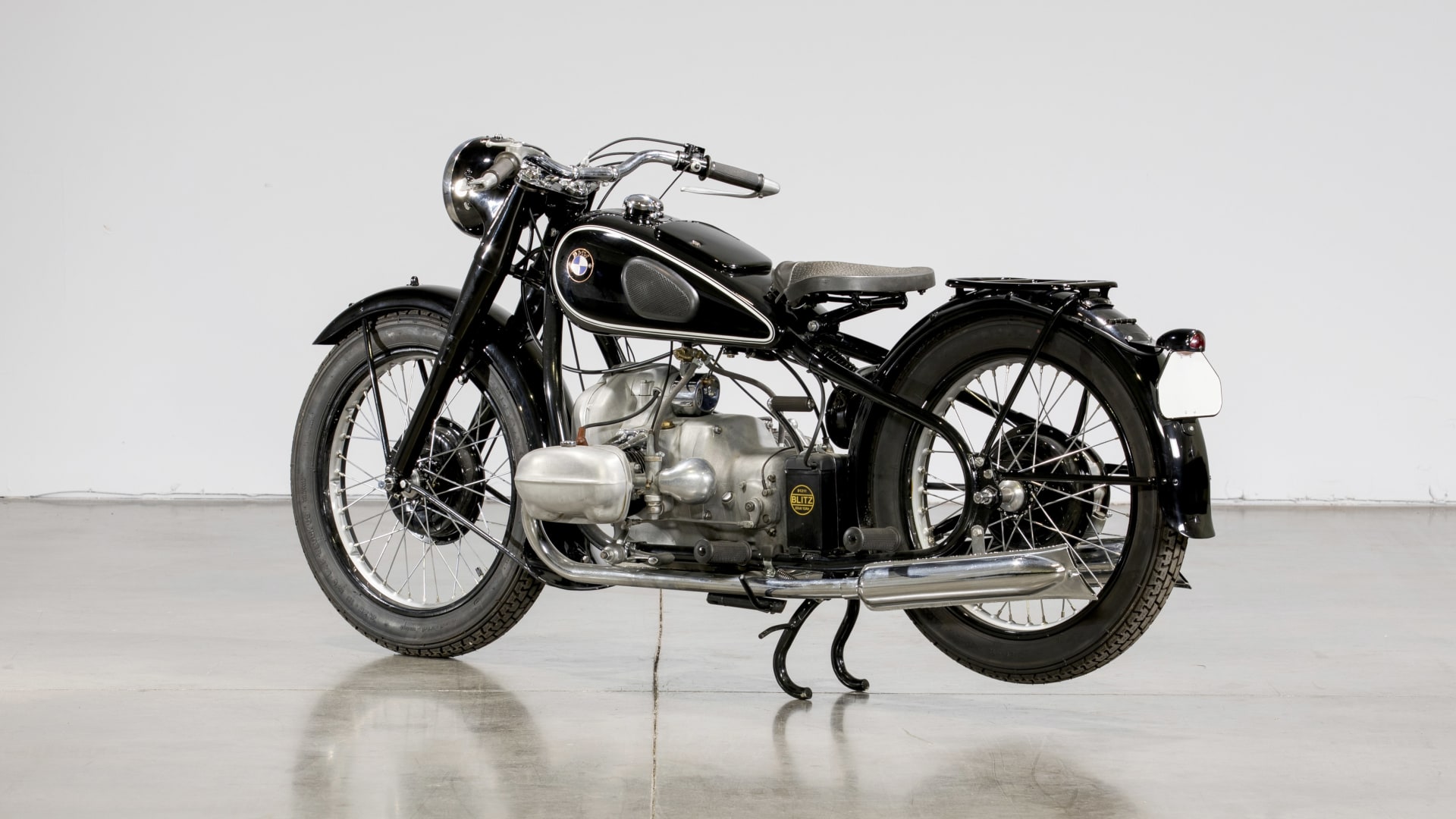 1936 BMW R5 at Las Vegas Motorcycles 2019 as F149 - Mecum Auctions
