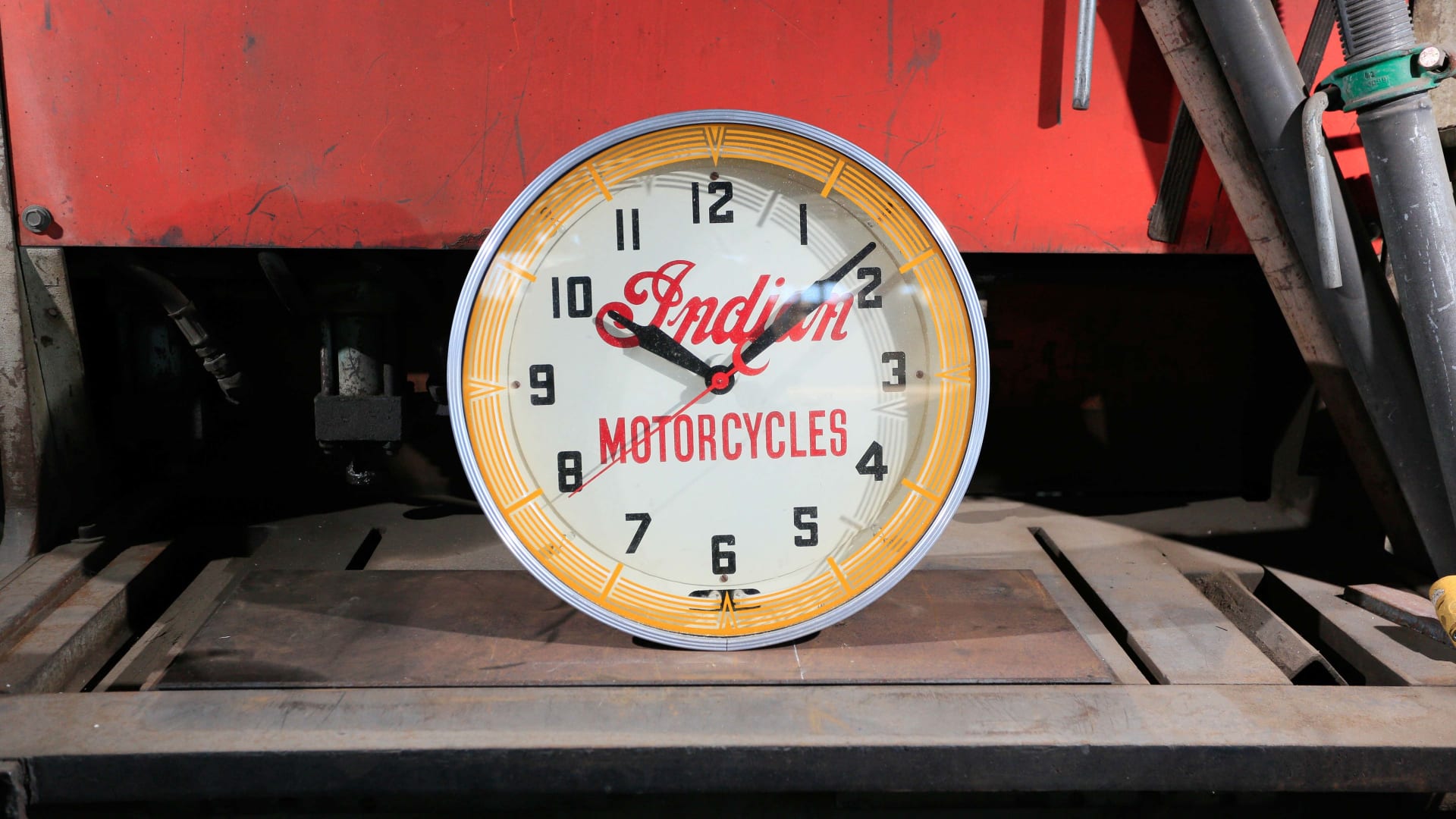 Indian Motorcycle Clock 18x6 at Las Vegas Motorcycles 2019 as B3 ...