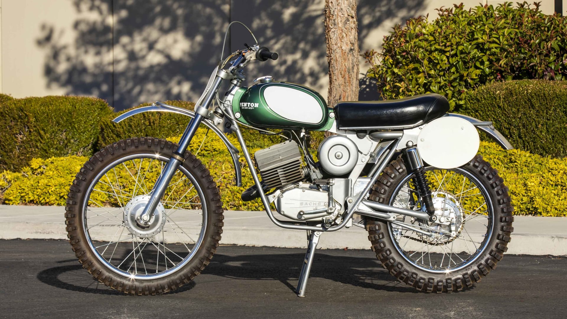 1970 Penton 125 at Las Vegas Motorcycles 2020 as G137 - Mecum Auctions