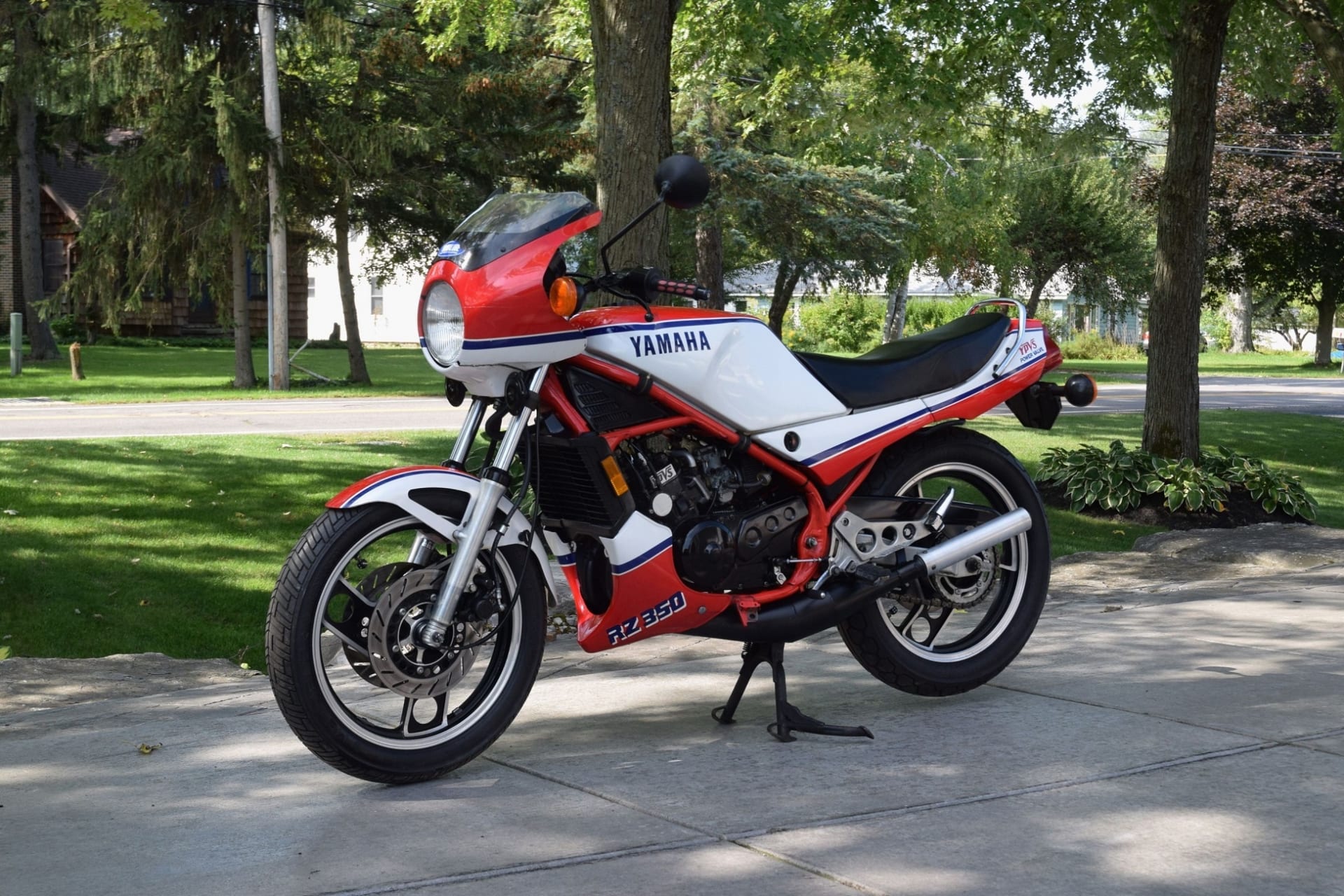 1984 Yamaha RZ350 at Las Vegas Motorcycles 2020 as W155 - Mecum Auctions