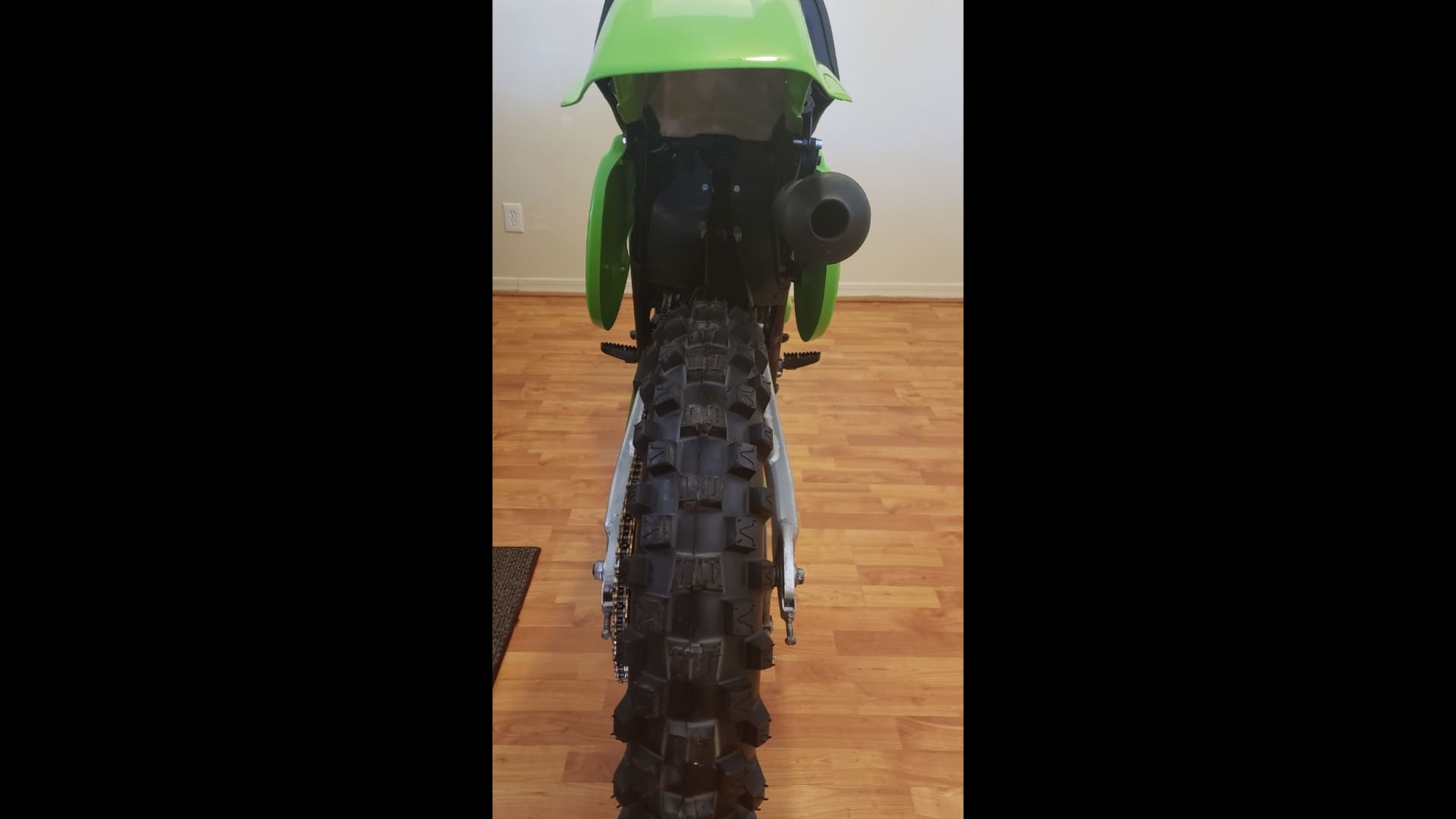 1980 Kawasaki KX420 at Las Vegas Motorcycles 2020 as T157 - Mecum Auctions