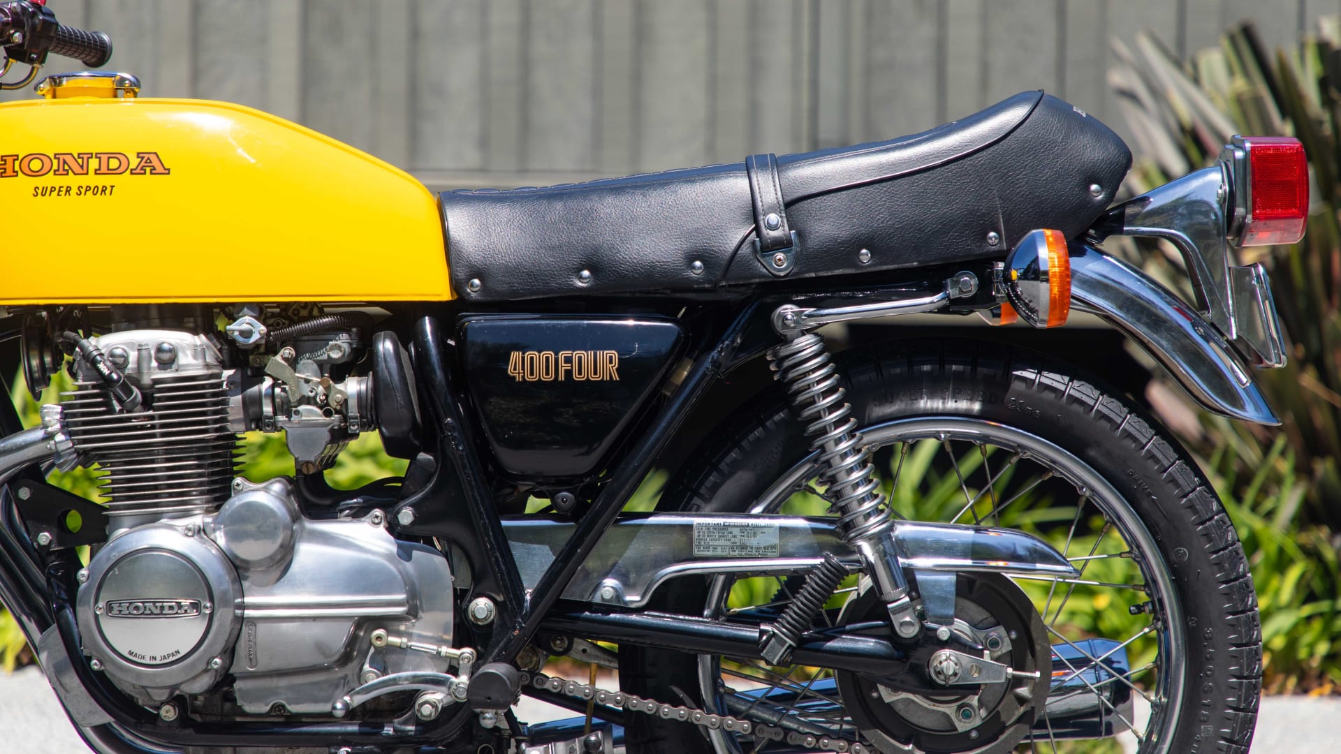 1976 Honda CB400F at Las Vegas Motorcycles 2020 as S174 - Mecum Auctions