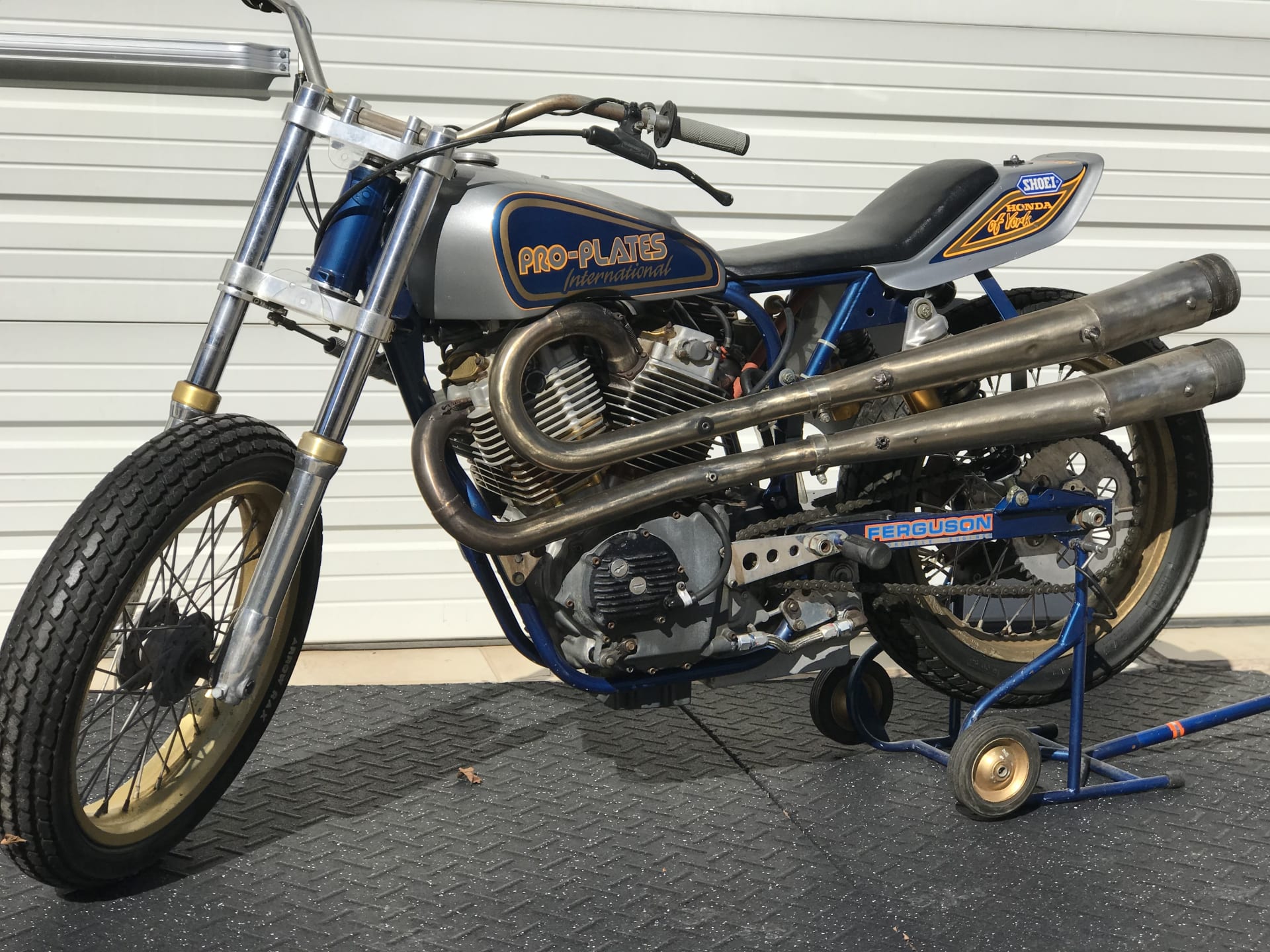 1984 Honda RS750 at Las Vegas Motorcycles 2020 as S212 - Mecum Auctions