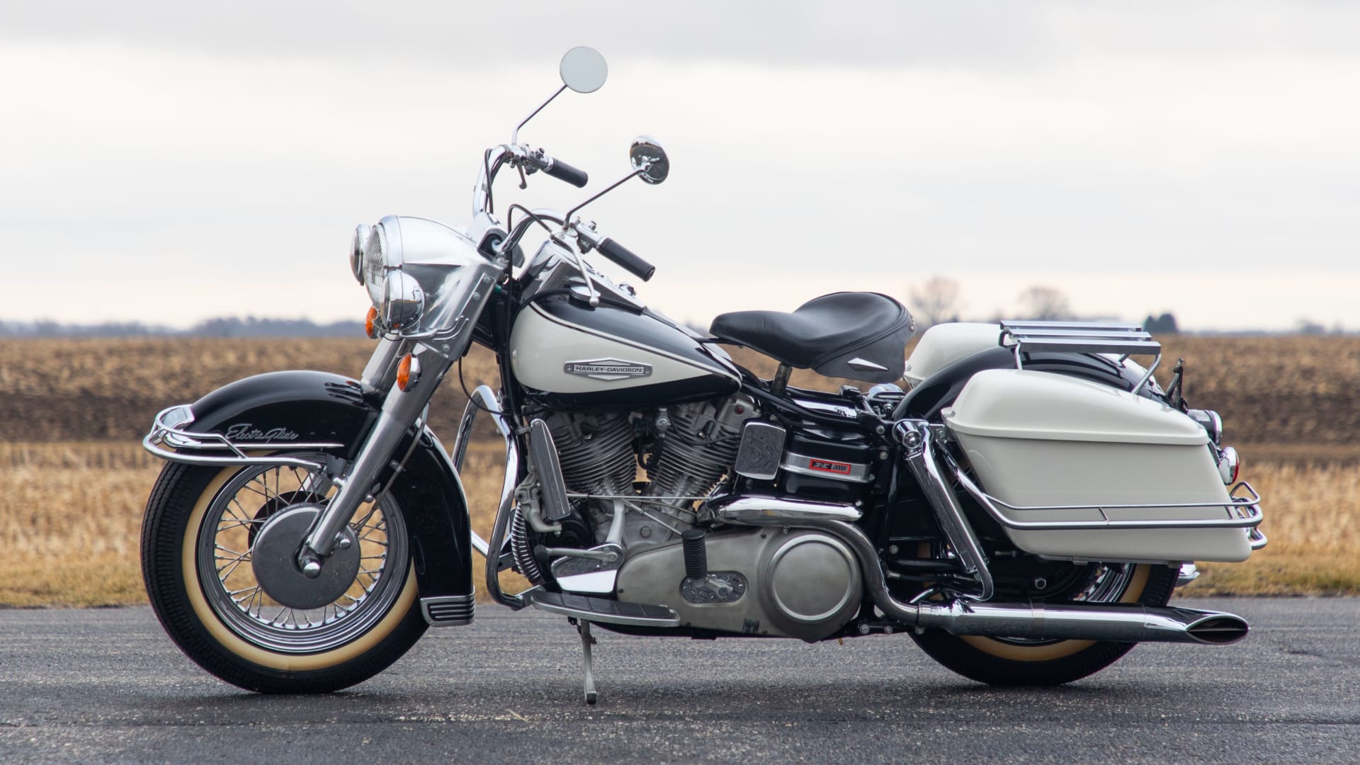 1967 Harley-Davidson FLH at Las Vegas Motorcycles 2020 as T207.1 ...