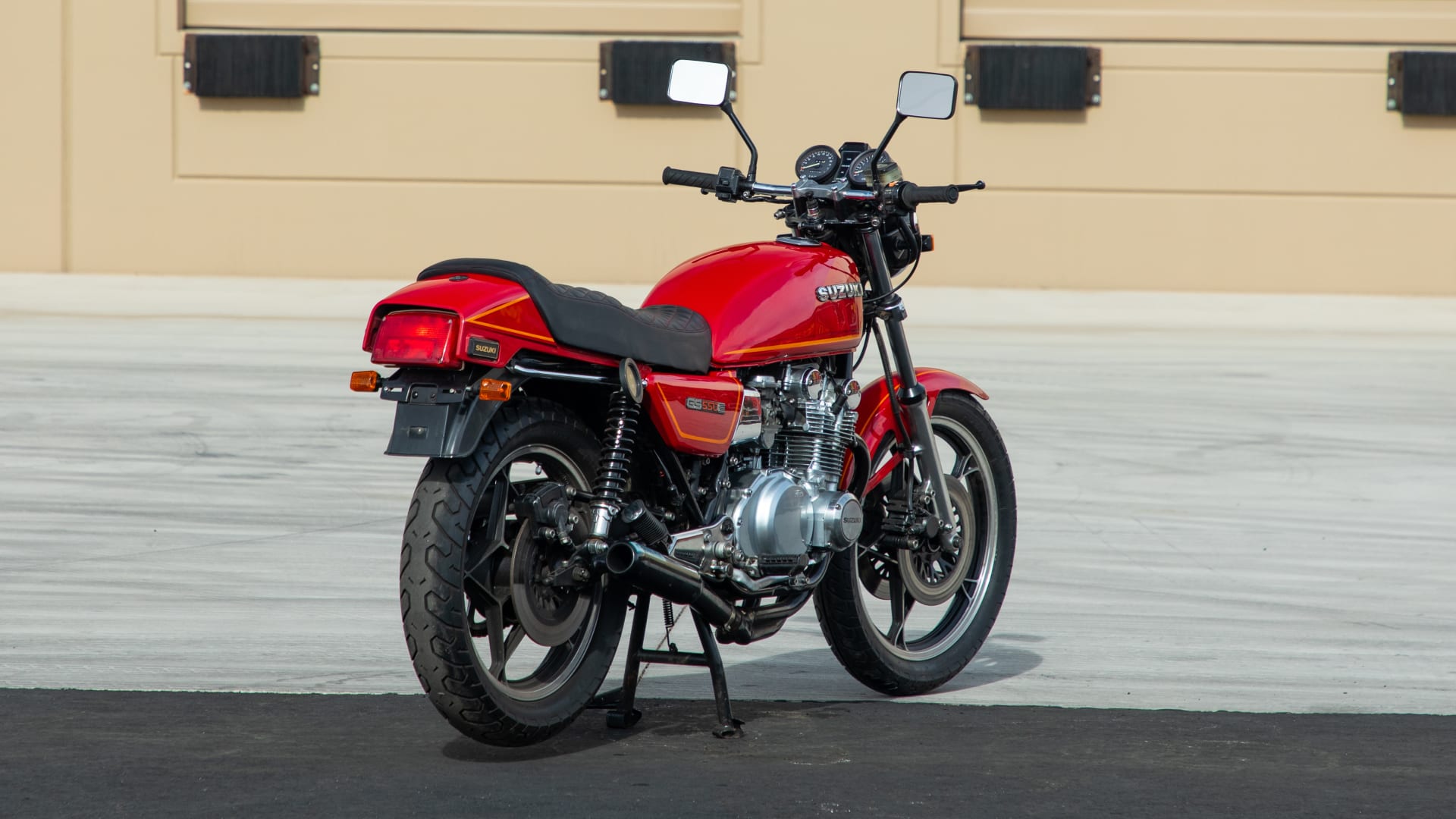 1978 Suzuki GS 550 E at Las Vegas Motorcycles 2021 as W162 - Mecum Auctions