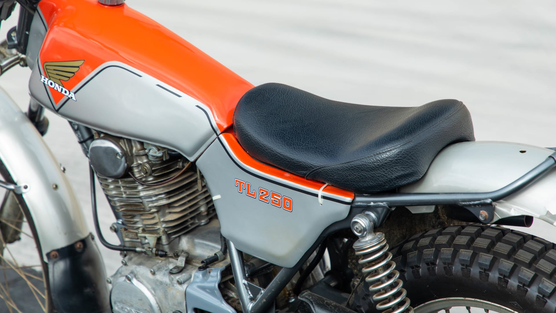 1976 Honda Tl250 Trials at Las Vegas Motorcycles 2021 as T12 - Mecum ...