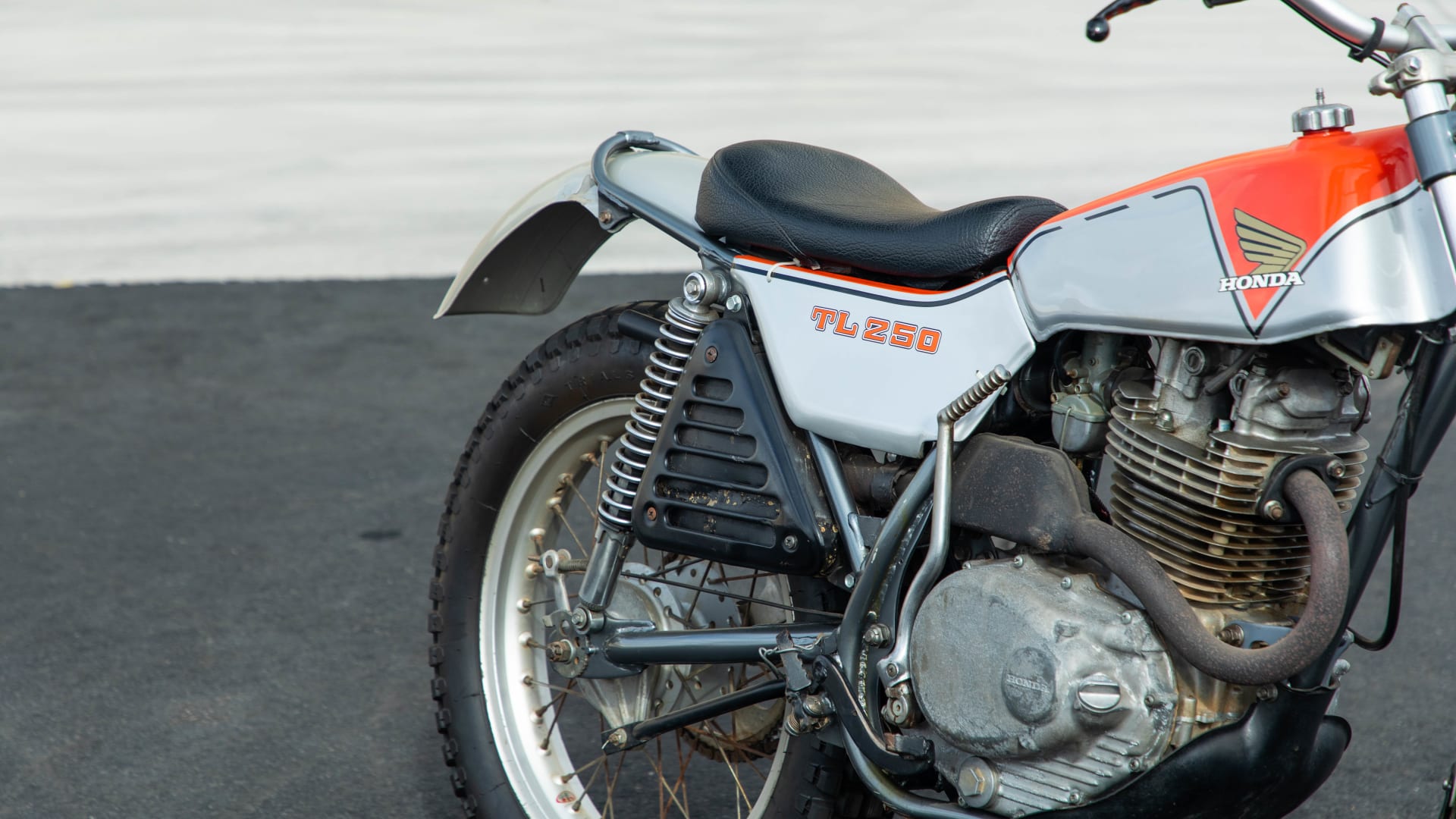 1976 Honda Tl250 Trials at Las Vegas Motorcycles 2021 as T12 - Mecum ...