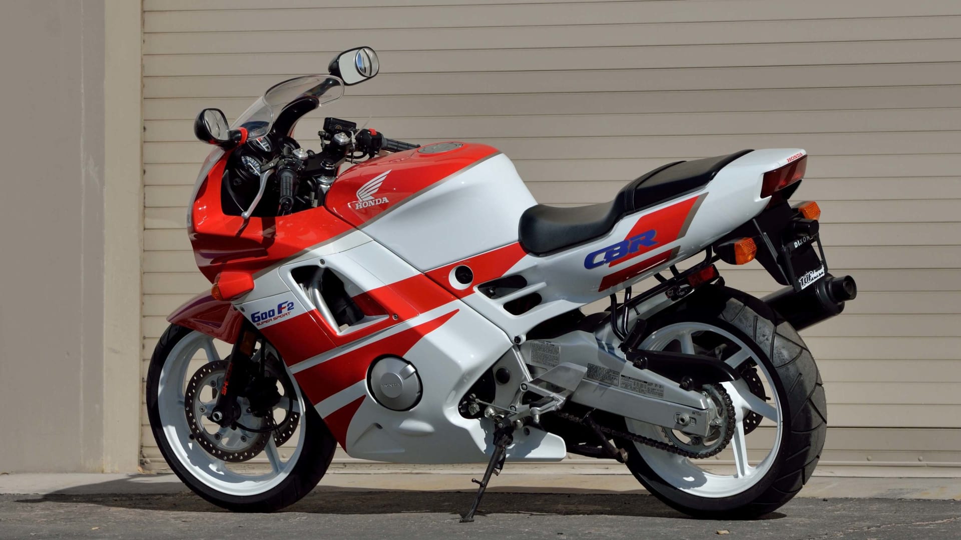 1991 Honda CBR600 F2 at Las Vegas Motorcycles 2021 as S38 - Mecum Auctions