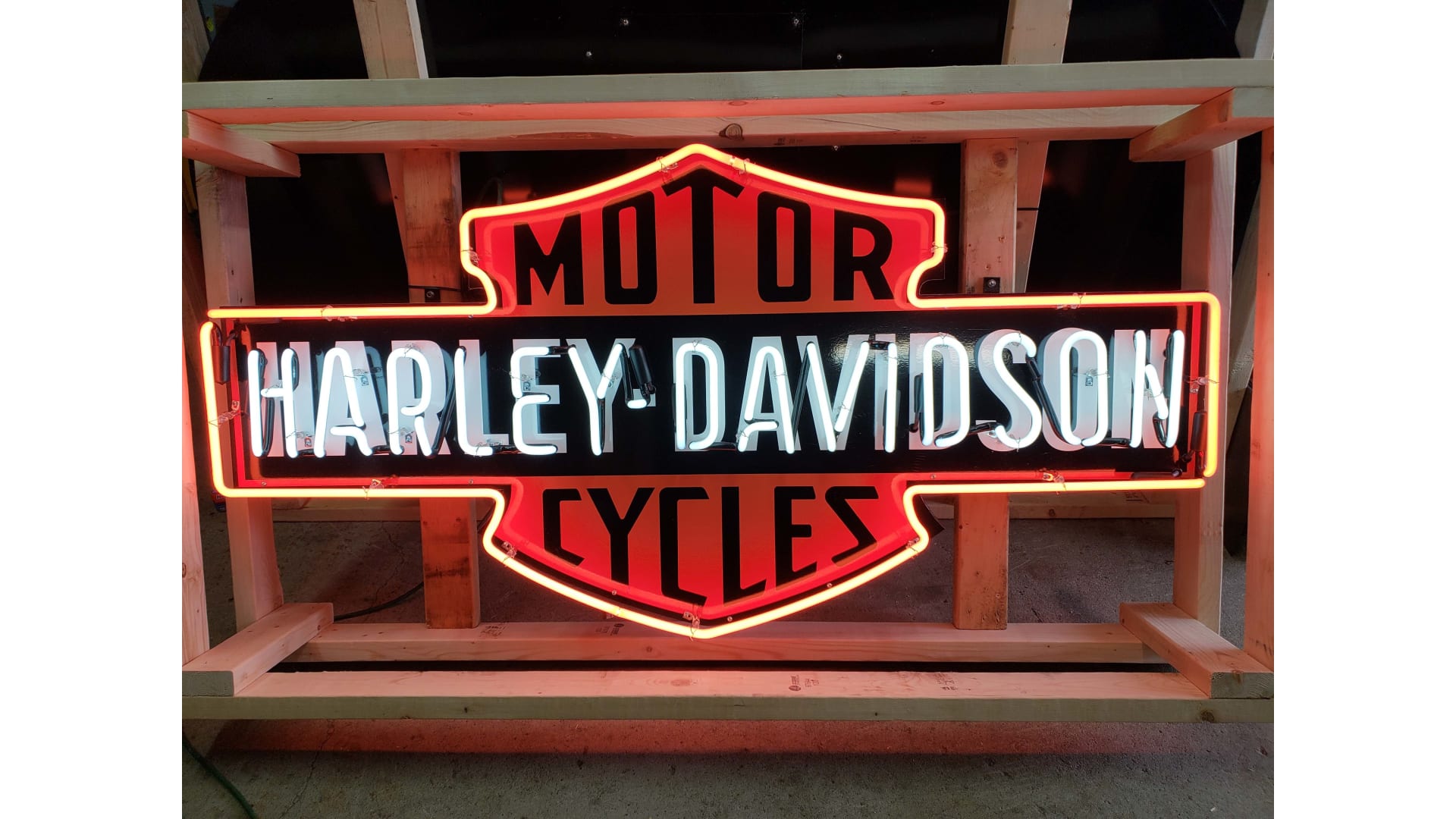 Custom Harley-Davidson Single-Sided Tin Neon Sign at Las Vegas ...
