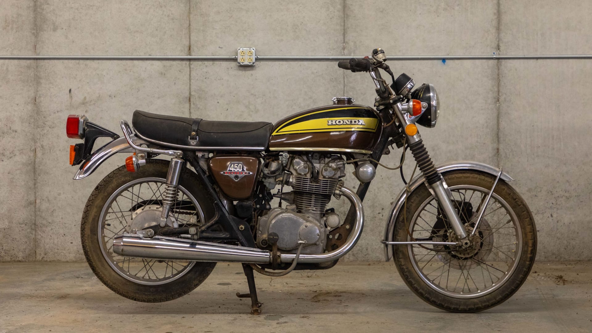 1973 Honda Cb450 at Las Vegas Motorcycles 2021 as W6.1 - Mecum Auctions