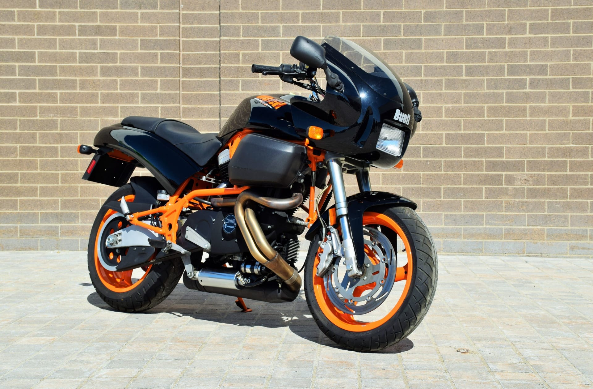 2001 Buell S3 Thunderbolt at Las Vegas Motorcycles 2021 asS45 - Mecum ...