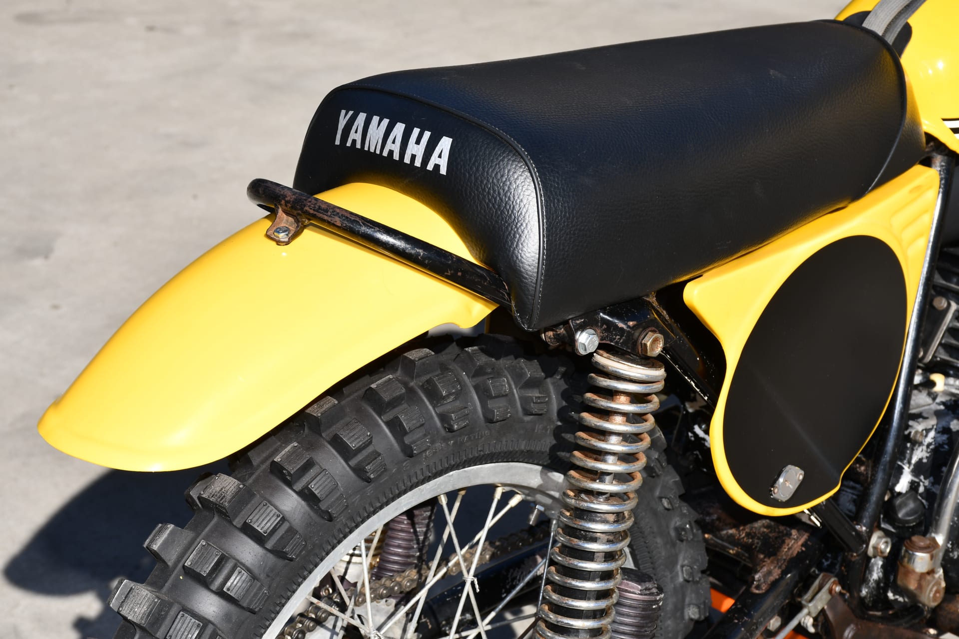 1975 Yamaha Yz125b at Las Vegas Motorcycles 2022 as F13 - Mecum Auctions