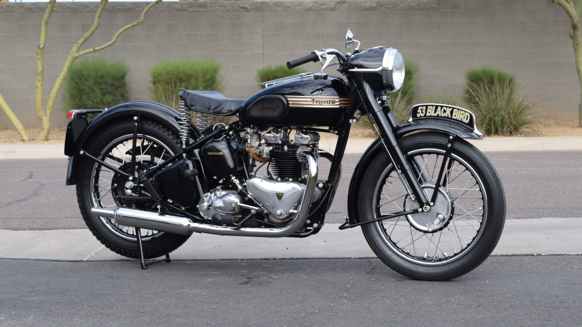 1953 Triumph 6t Blackbird at Las Vegas Motorcycles 2022 as F206 - Mecum ...