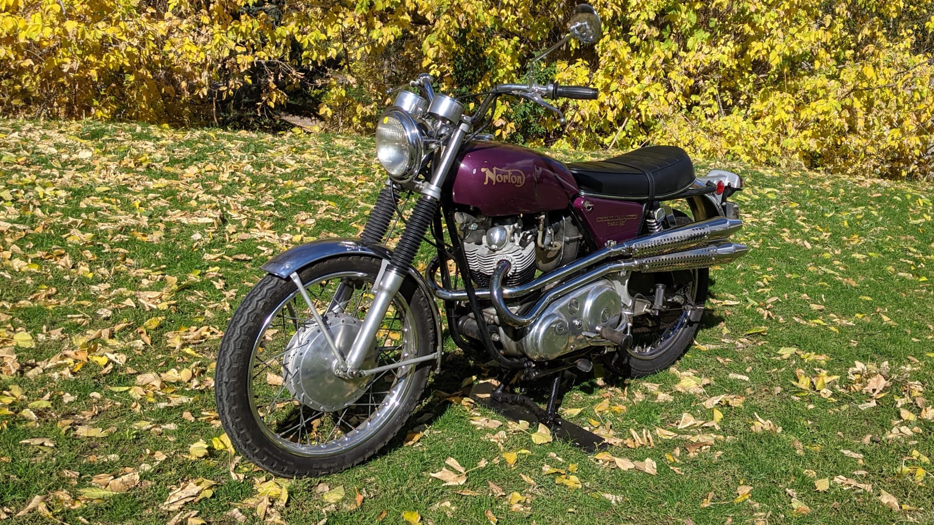 1971 Norton Commando SS at Las Vegas Motorcycles 2022 as F161 - Mecum ...