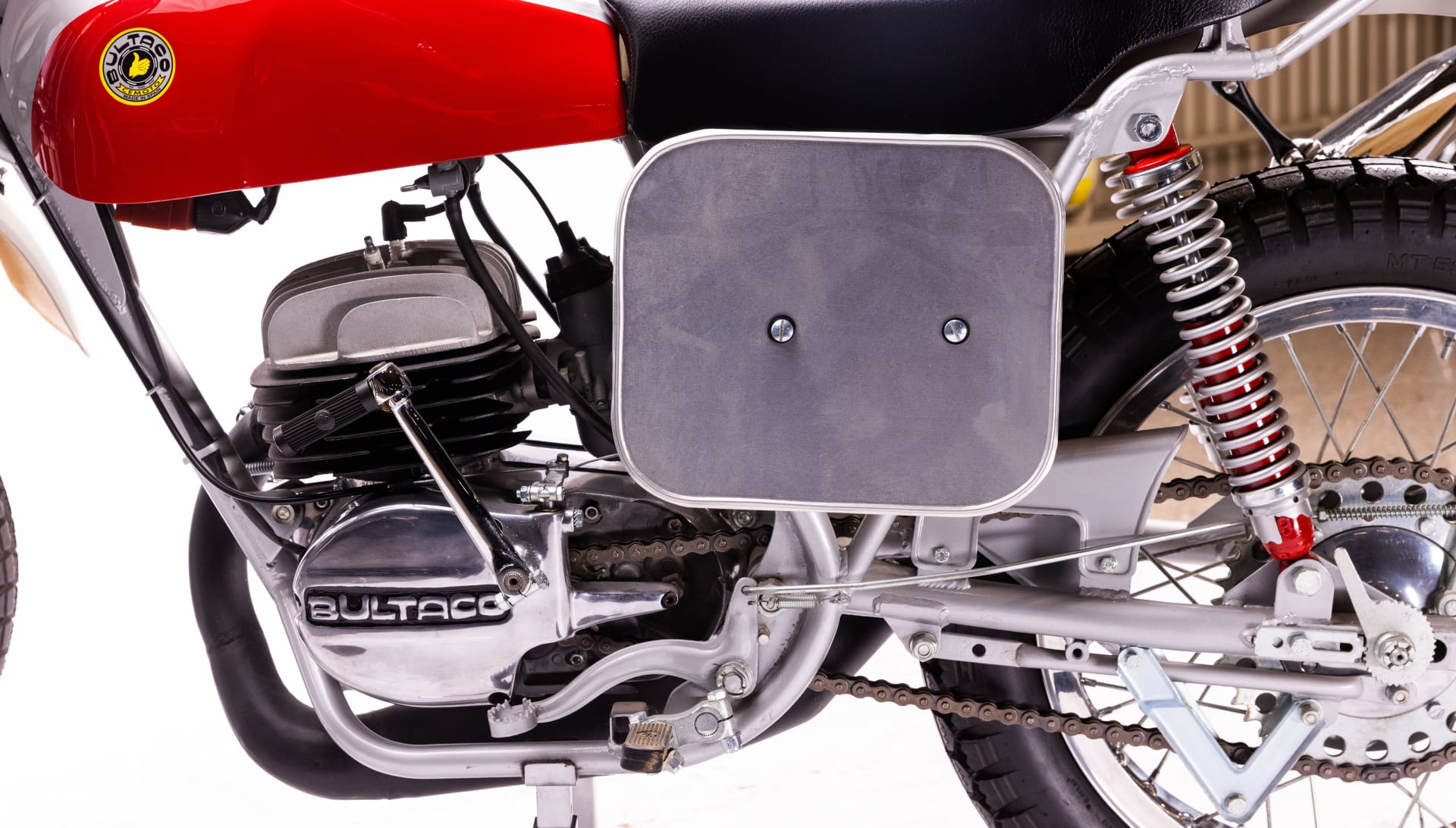 1971 Bultaco Astro 250 at Las Vegas Motorcycles 2022 as S254 - Mecum ...