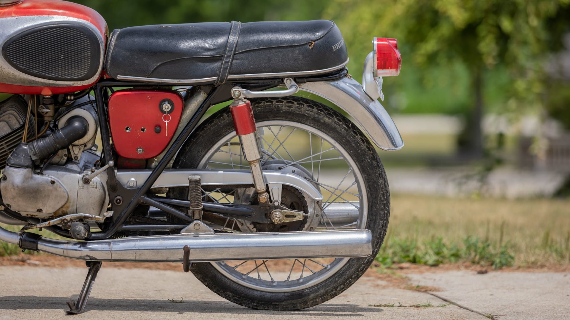 1967 Bridgestone 175 at Las Vegas Motorcycles 2023 as T253 - Mecum Auctions