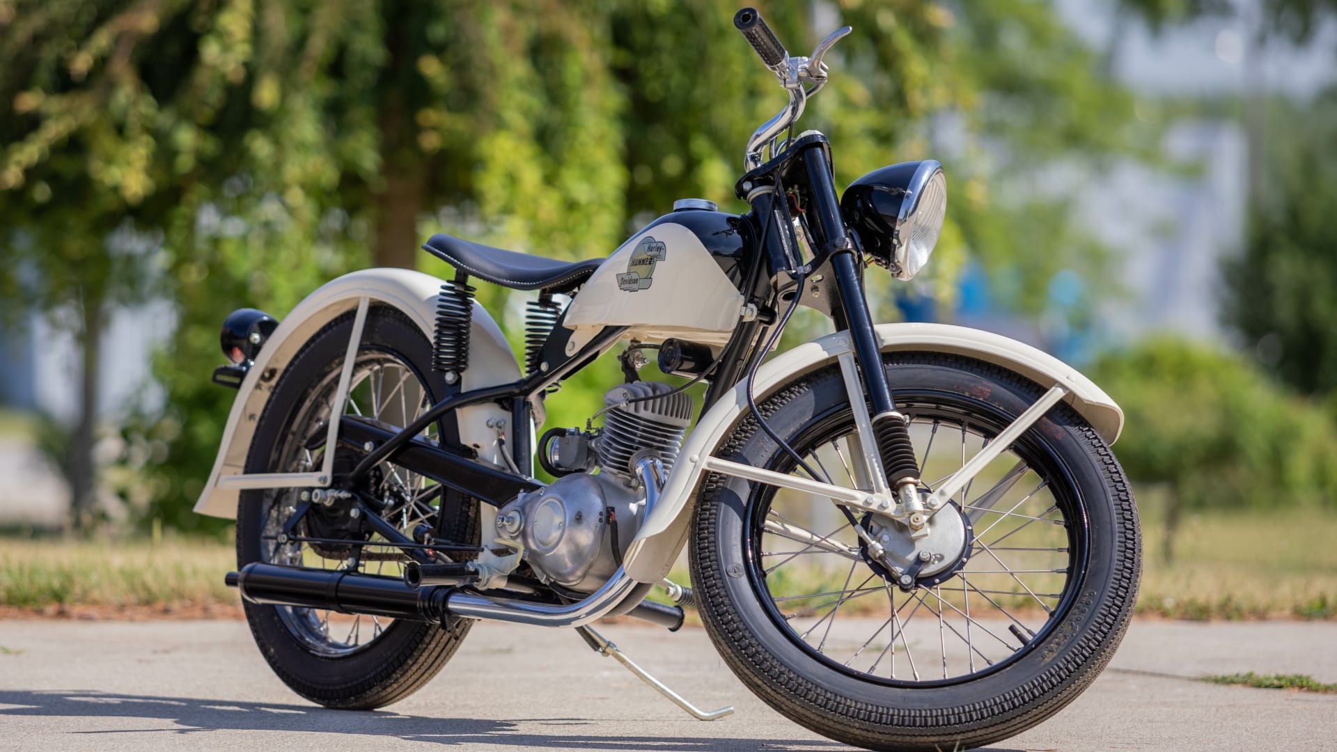 1958 Harley-Davidson Hummer B at Las Vegas Motorcycles 2023 as F252 ...